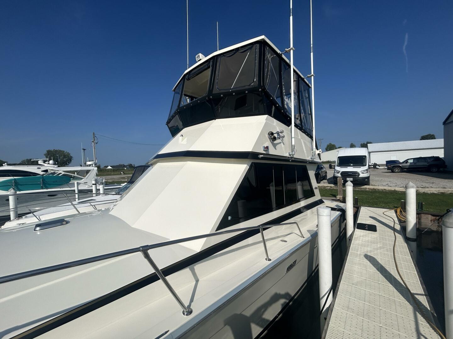 1986 Viking Boats 35 Convertible Flybridge for sale - YachtWorld