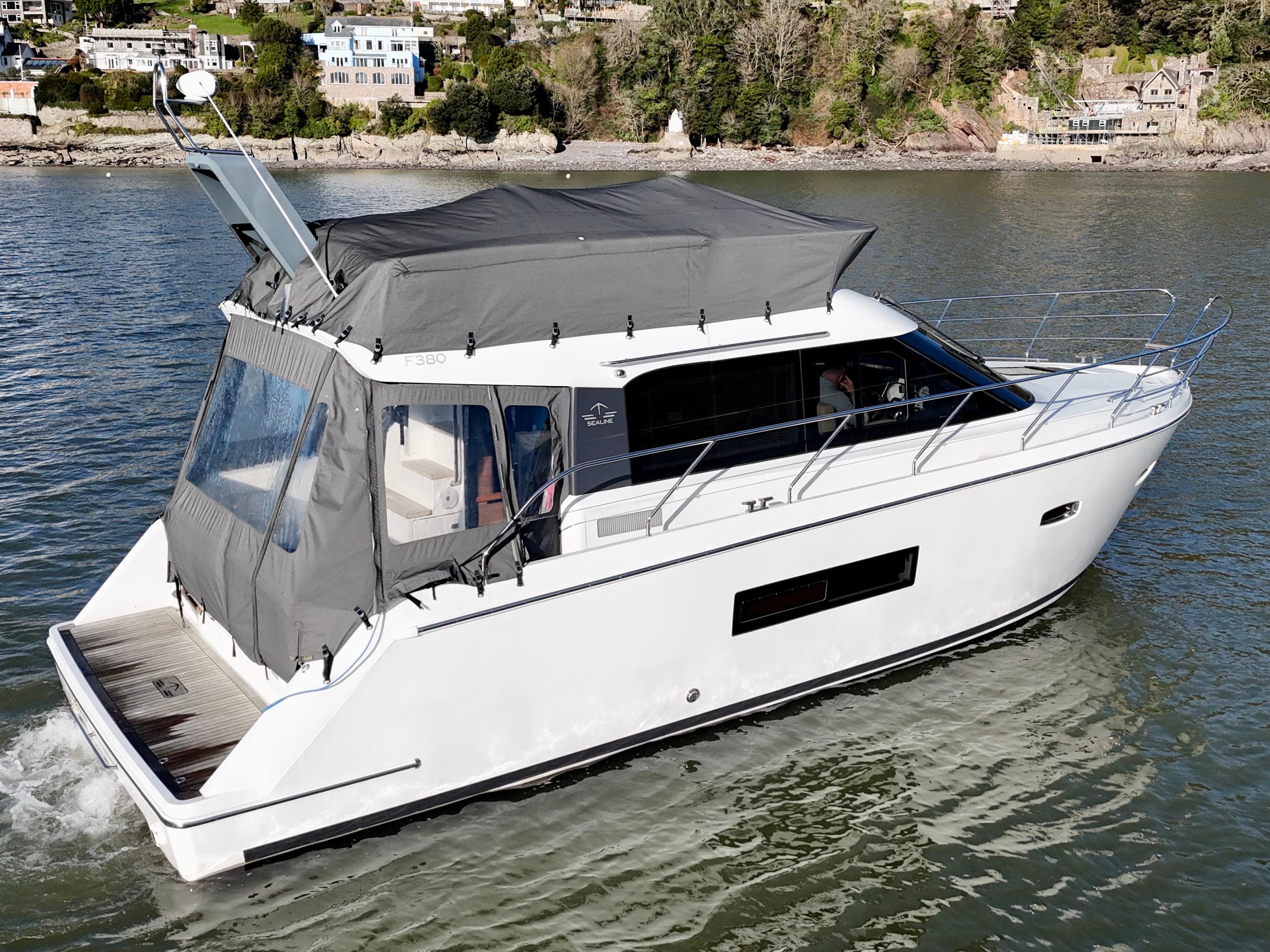 Tweedehands 2015 Sealine F380 Brixham, Devon 312,422 € - Devon ...