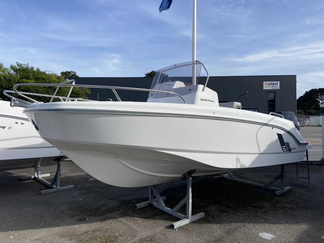 Beneteau Flyer 6 SPACEdeck Nuevo en Morbihan ( 56 ) - Cosas de Barcos