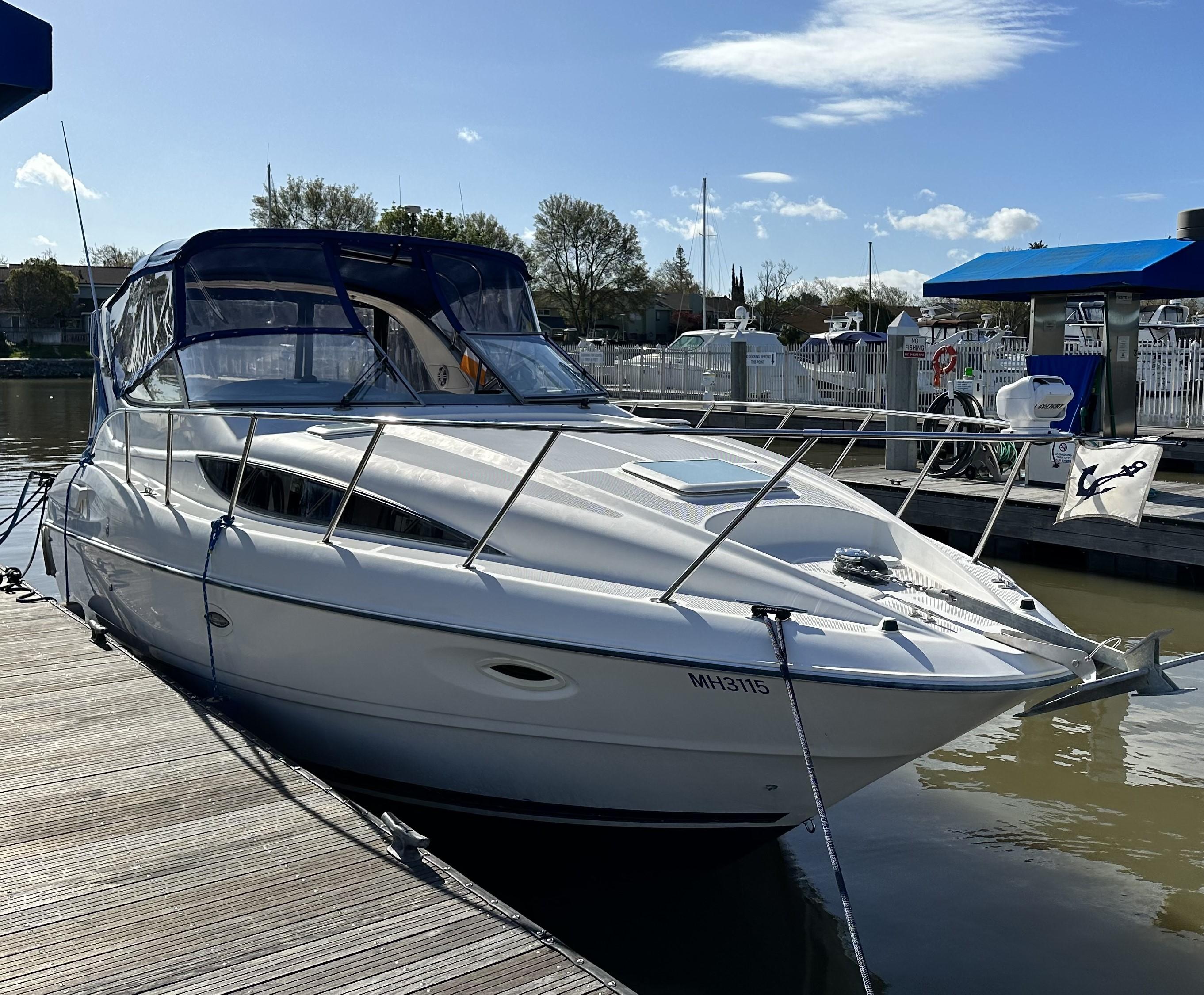 2004 Bayliner 305 SB Cruiser Express Cruiser for sale - YachtWorld