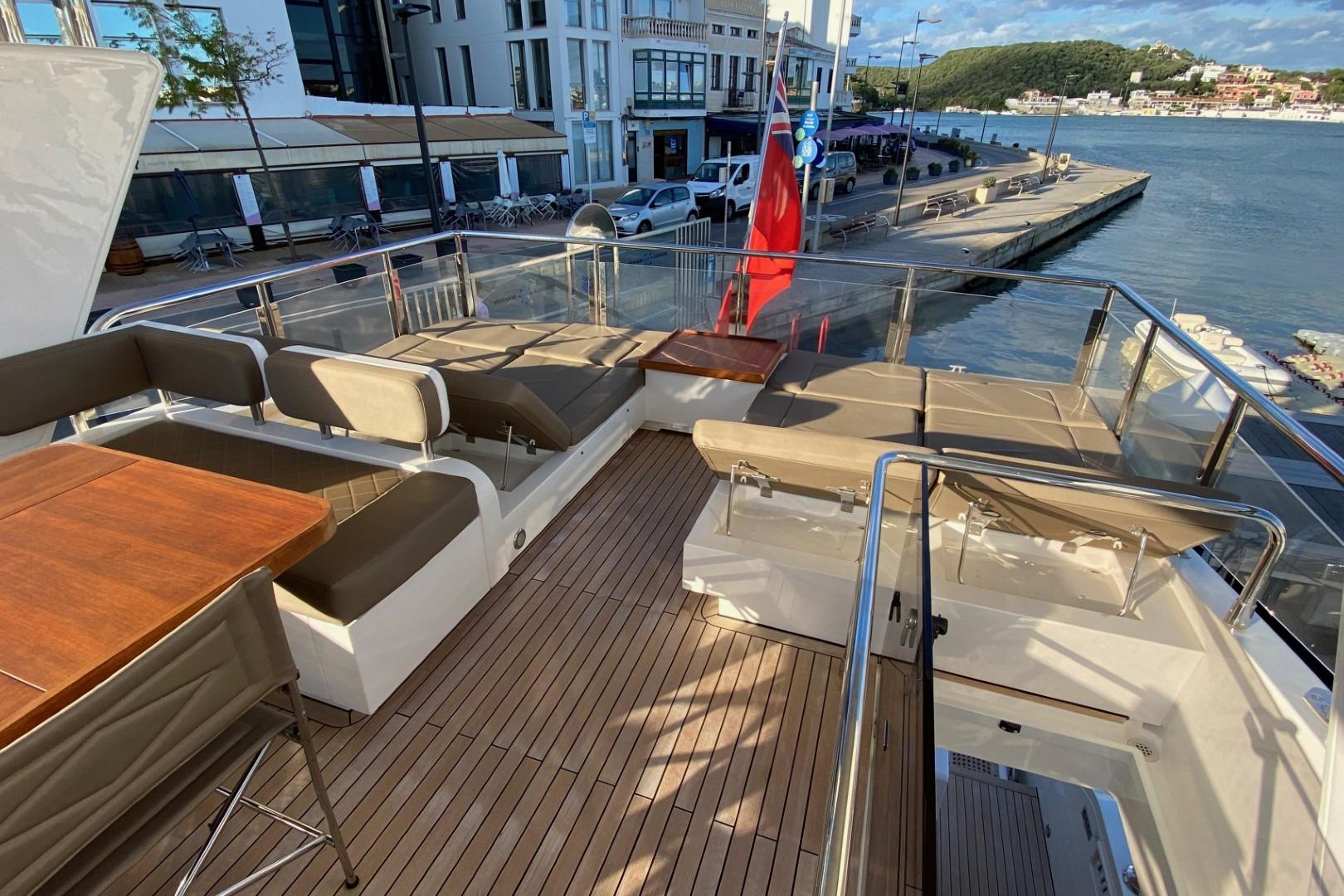 2018 Fairline Squadron 65 Flybridge for sale - YachtWorld