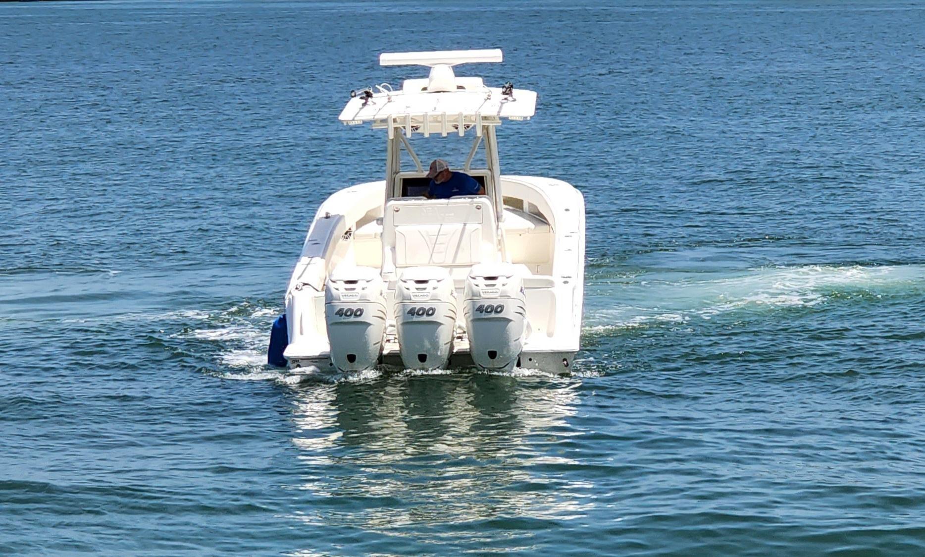 2020 SeaVee 340 Z Centre Console for sale - YachtWorld