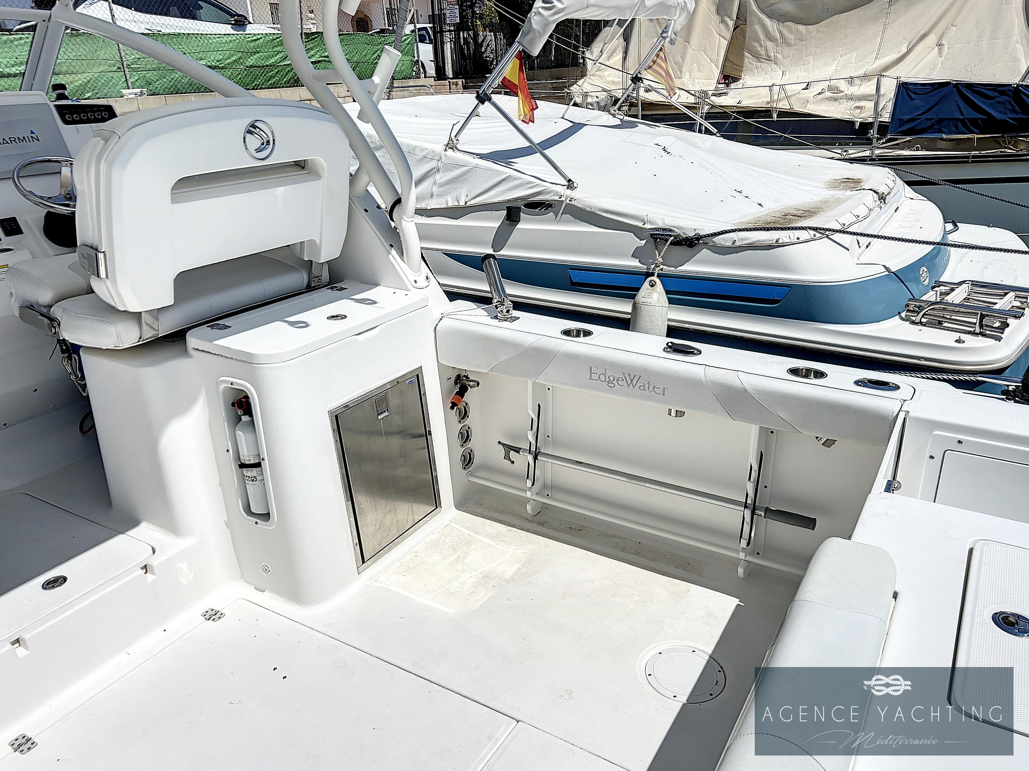2015 Edgewater 280 CX Dual Console til salgs- YachtWorld