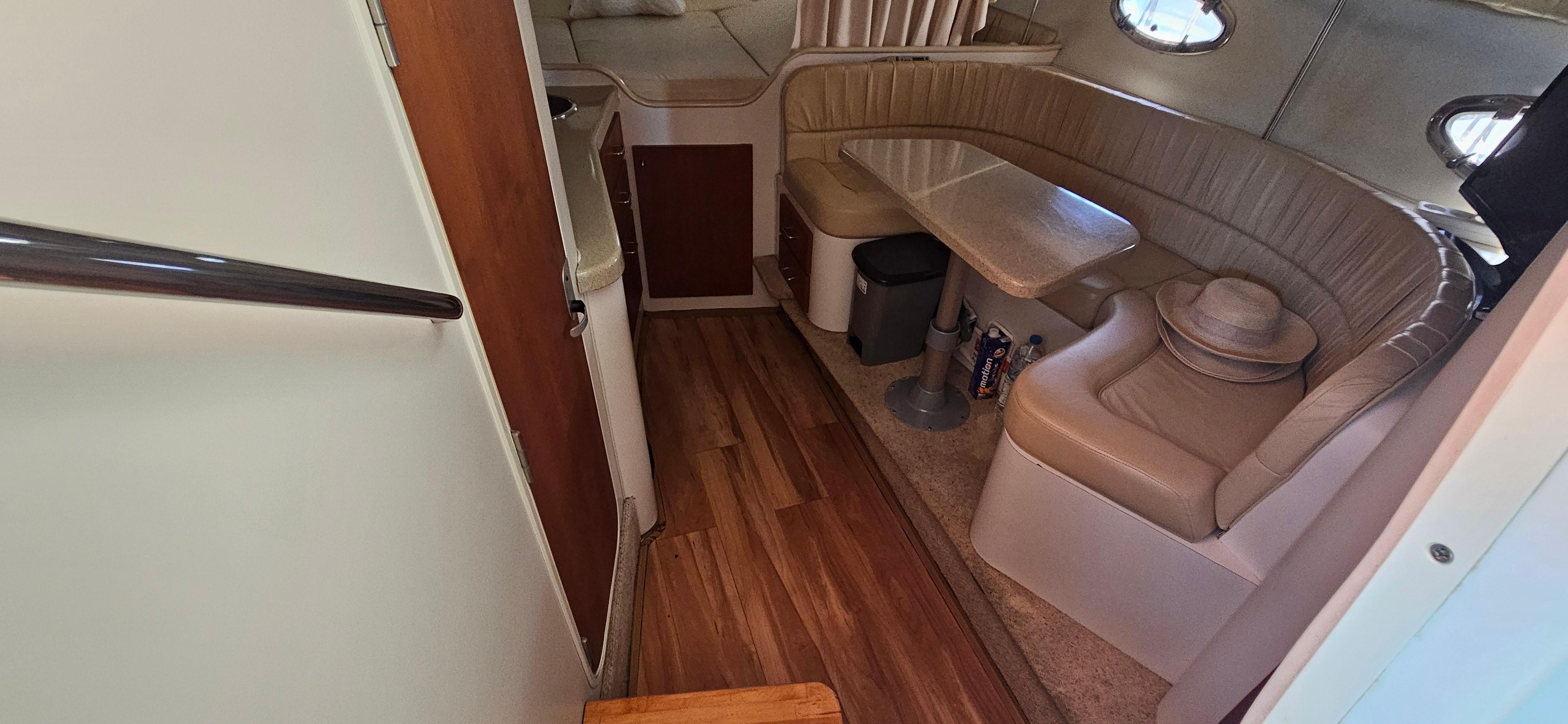 2000 Chris-Craft 308 Express Cruiser Cruiser for sale - YachtWorld