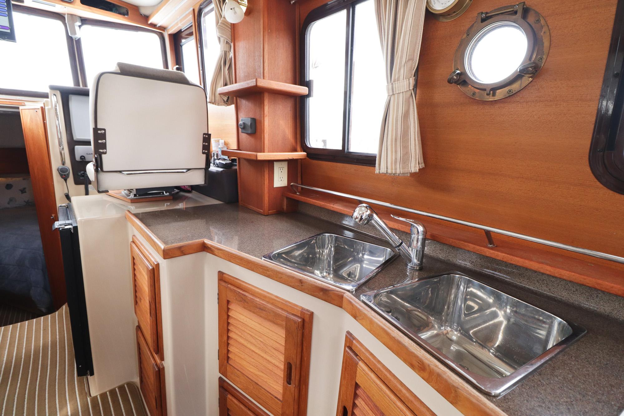 2014 Ranger Tugs R29 Motor Yacht for sale - YachtWorld