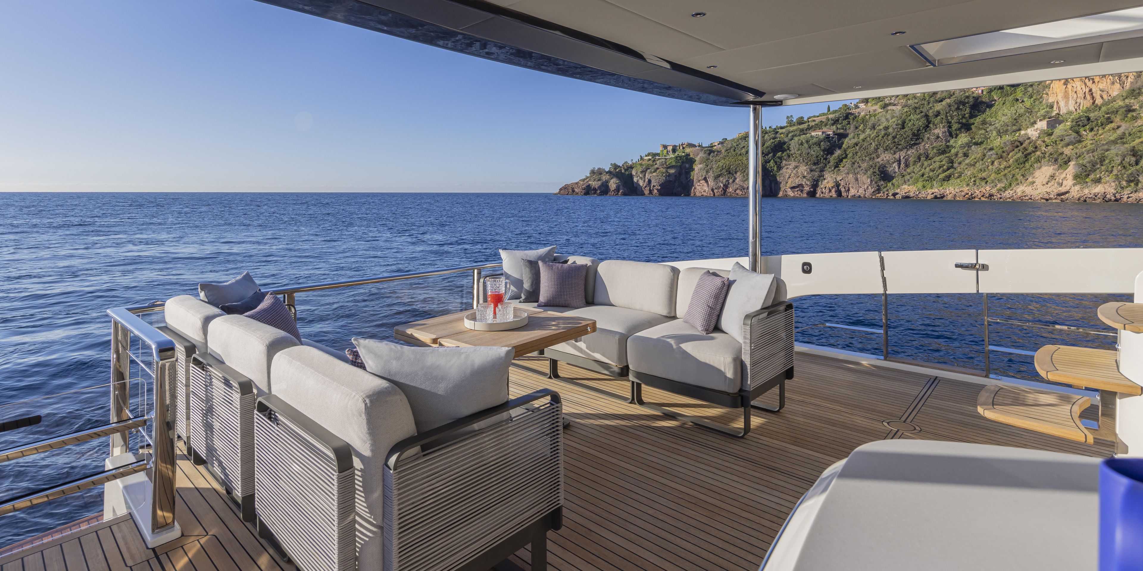 2027 Absolute NAVETTA 75 Flybridge for sale - YachtWorld
