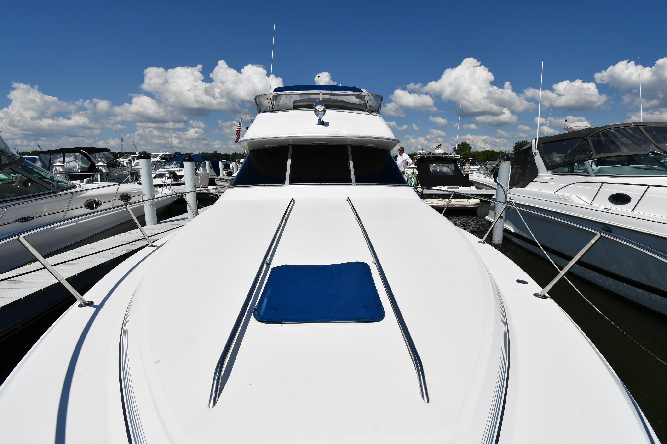 1991 Sea Ray 370 Sedan Bridge Bateaux convertibles à vendre - YachtWorld