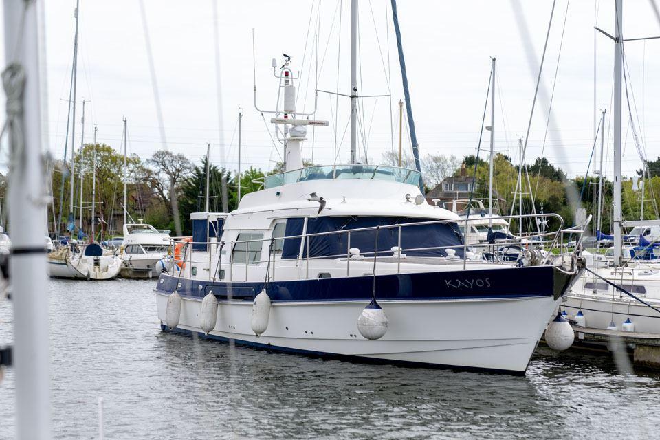 2008 Hardy Commodore 42 Motor Yachts for sale - YachtWorld