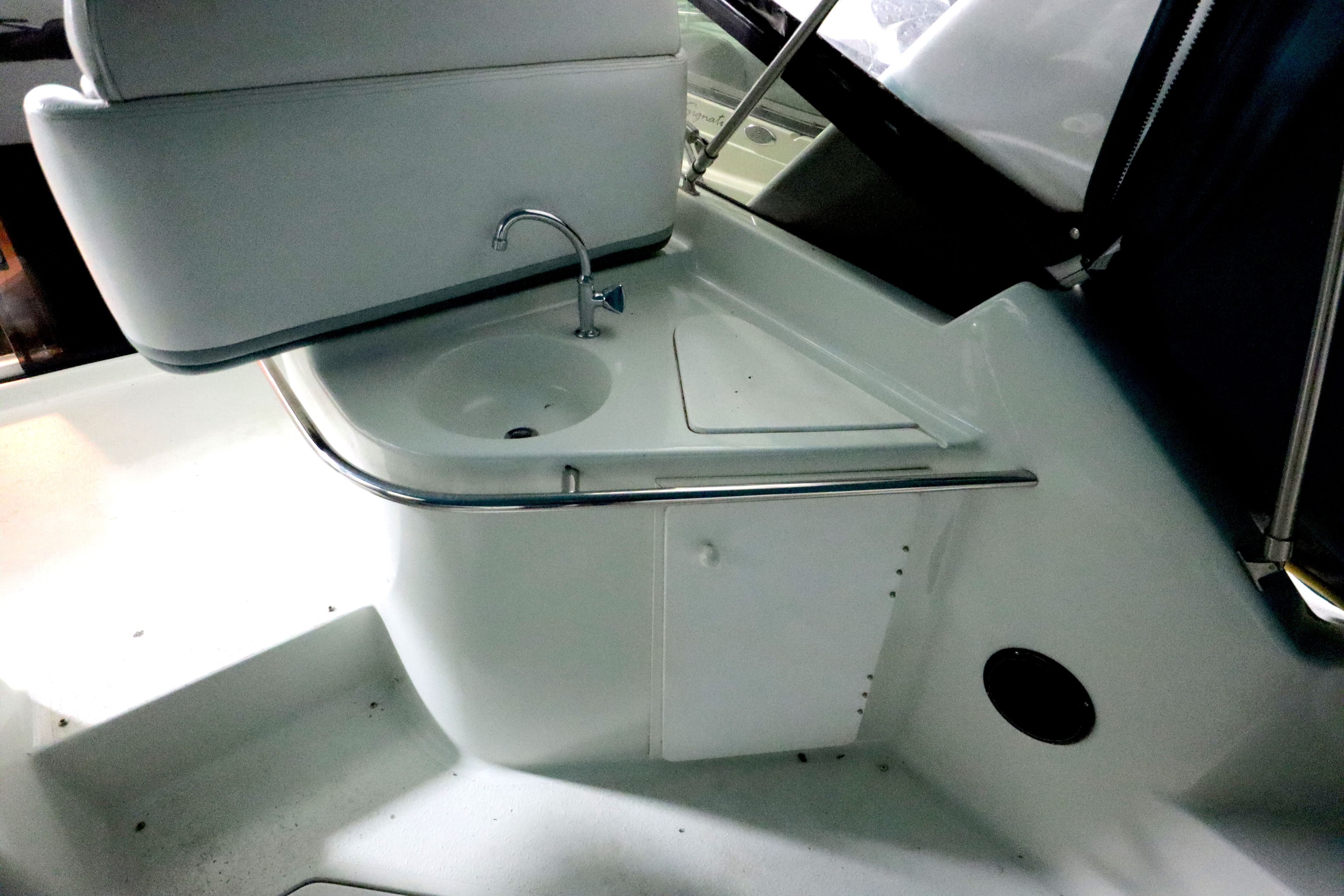 1993 Silverton 34 Express - Weber Yachts