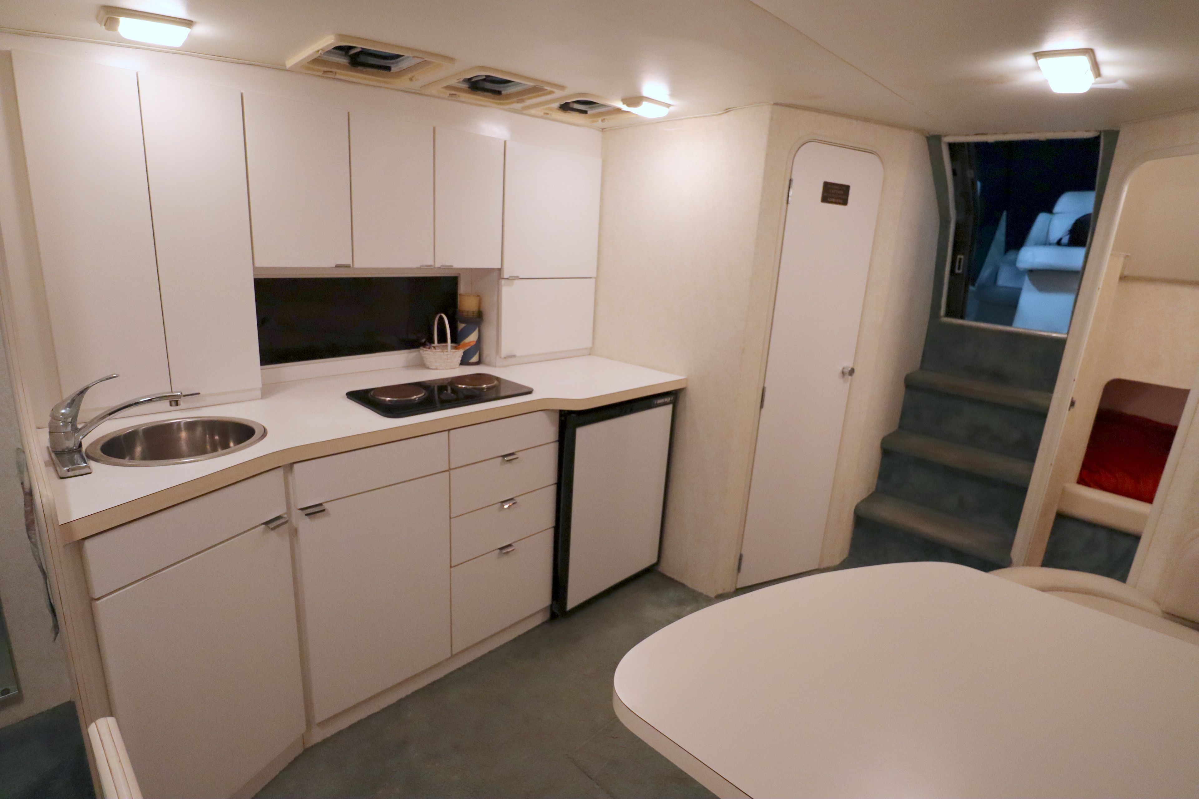 1993 Silverton 34 Express - Weber Yachts