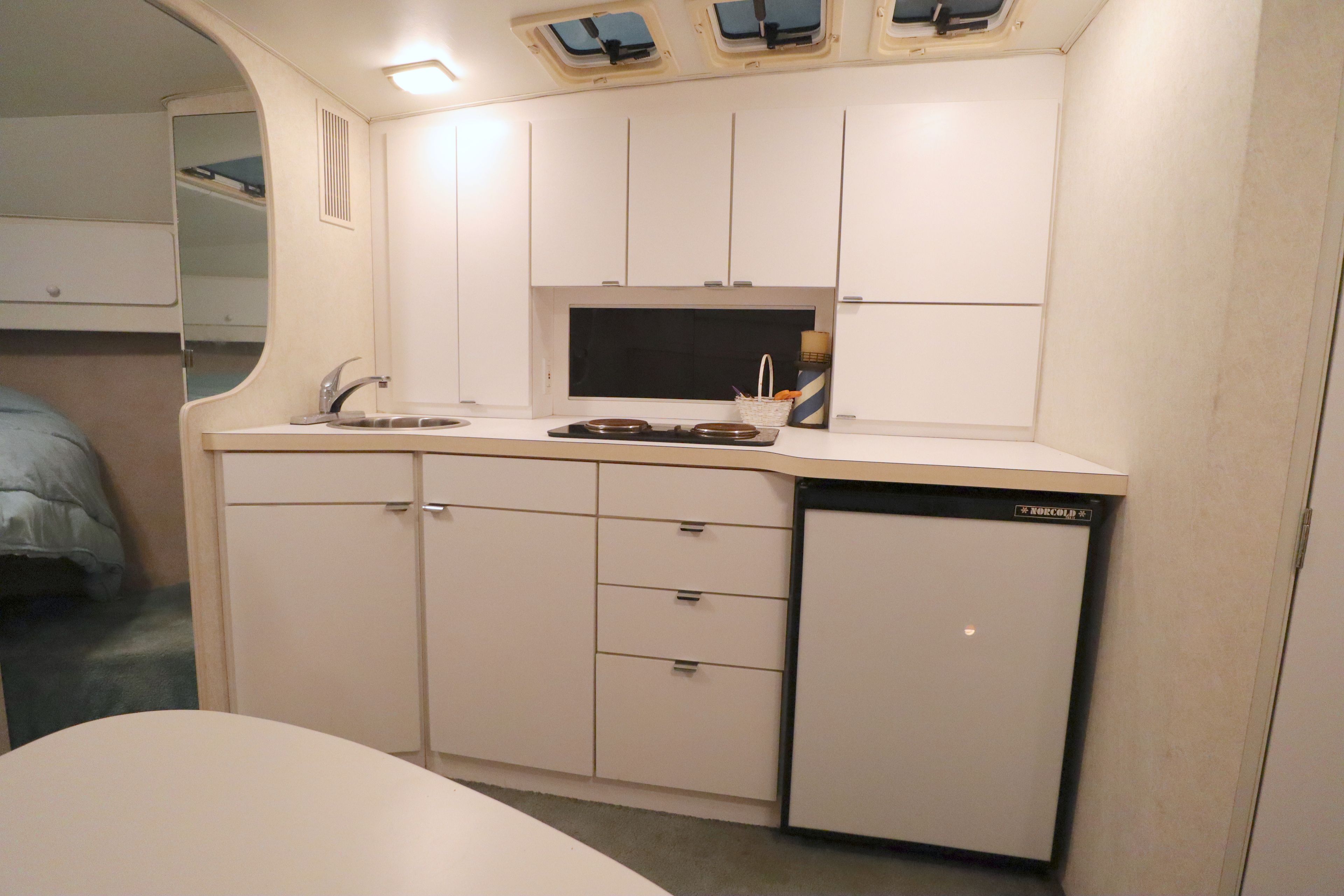 1993 Silverton 34 Express - Weber Yachts