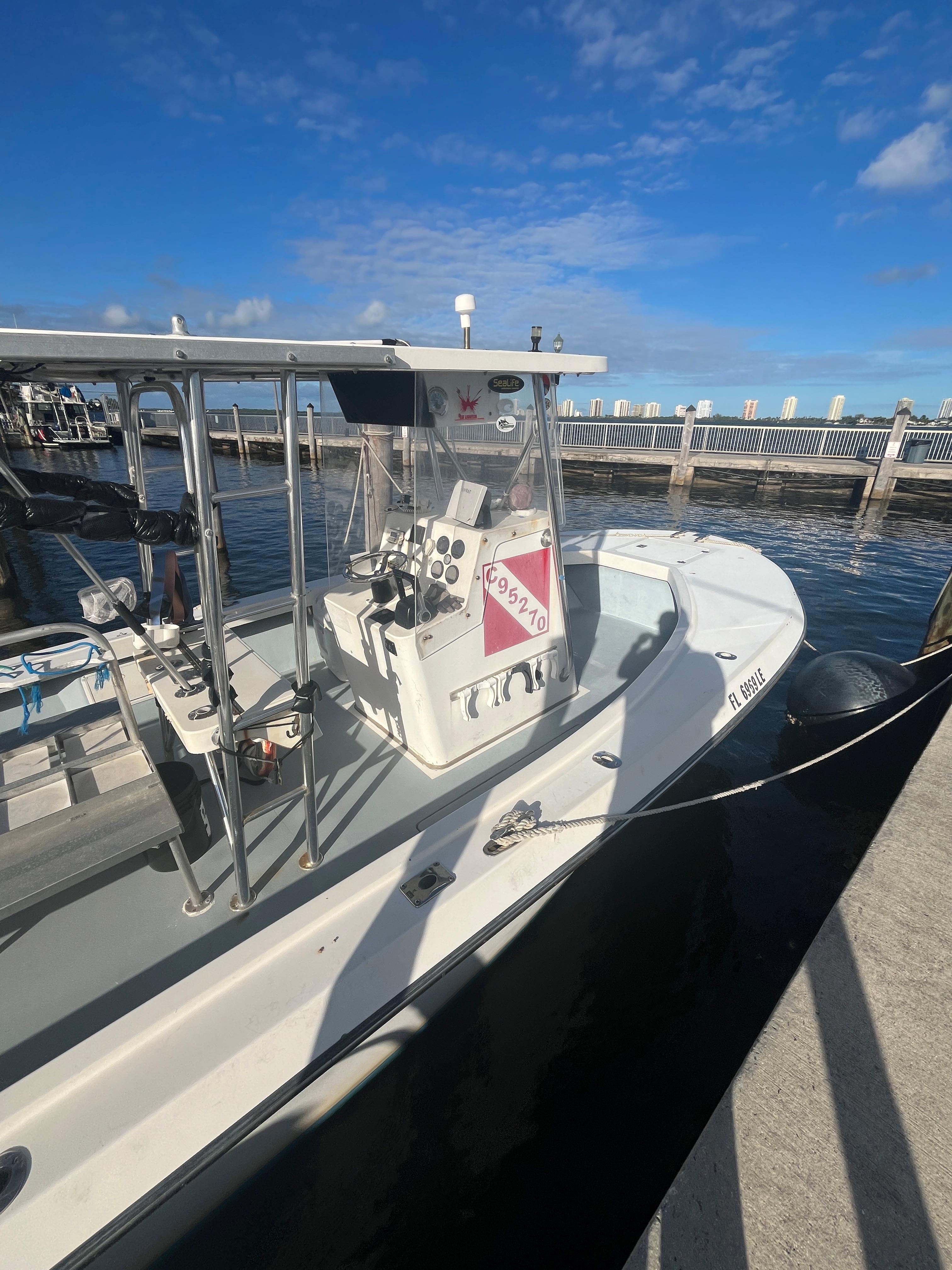 2000 Ugly Boat 2000 Predator Centre Console for sale - YachtWorld