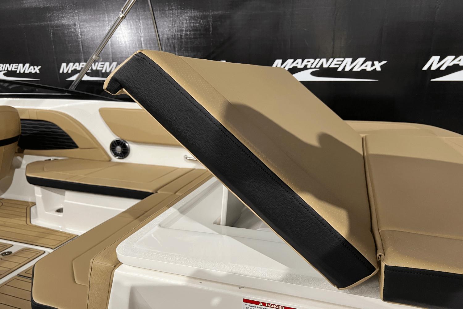 2024 Sea Ray SPX 230 Runabout for sale - YachtWorld