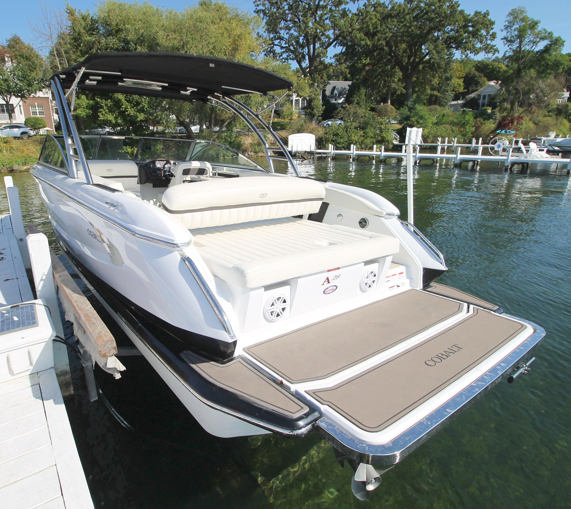 2016 Cobalt A28 - Weber Yachts
