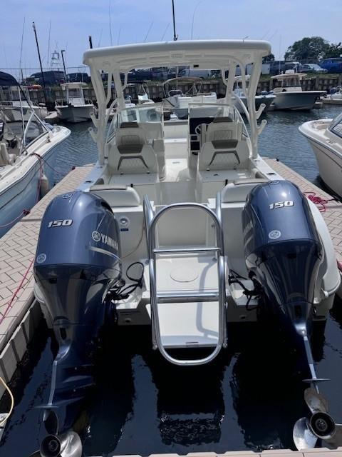 2022 World Cat 255 DC Power Catamaran for sale - YachtWorld