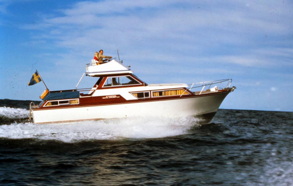 Used 1981 Storebro Adler 34 / Royal Cruiser 34 Fly - Brandenburg | TopBoats
