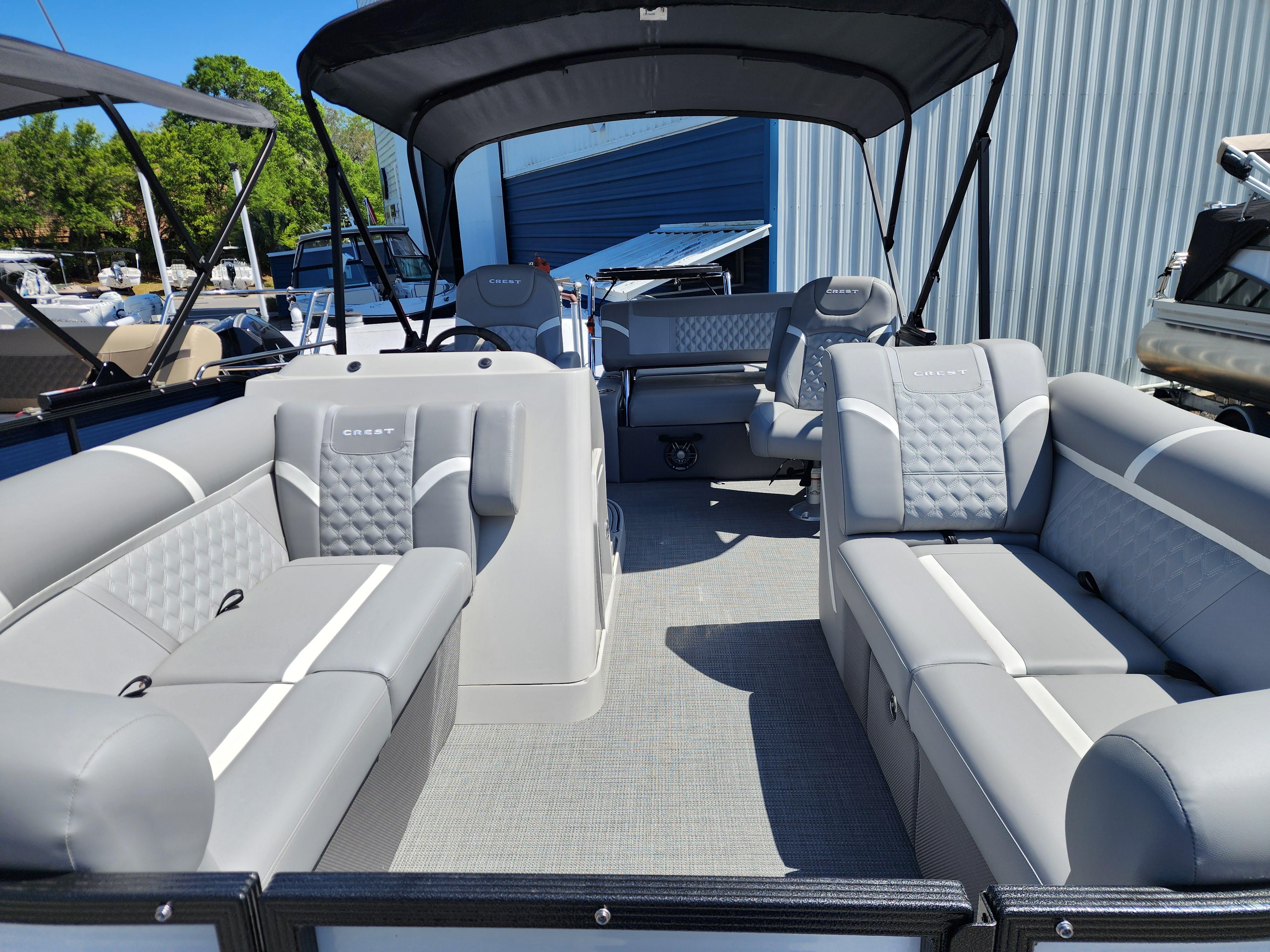 2024 Crest Classic LX 220 Pontoon for sale - YachtWorld