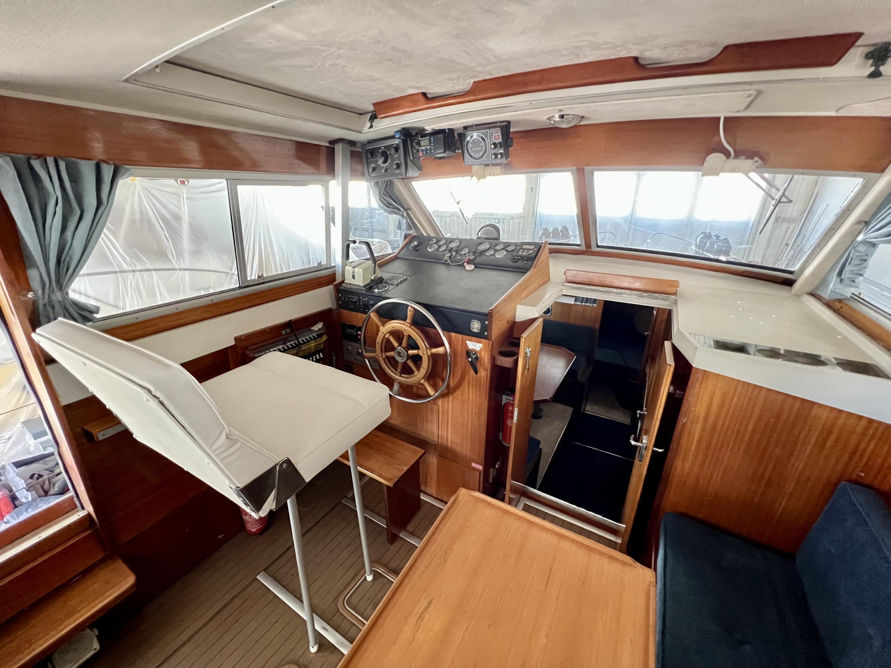 1981 Storebro Adler 34 / Royal Cruiser 34 Fly Cuddy Cabin for sale ...