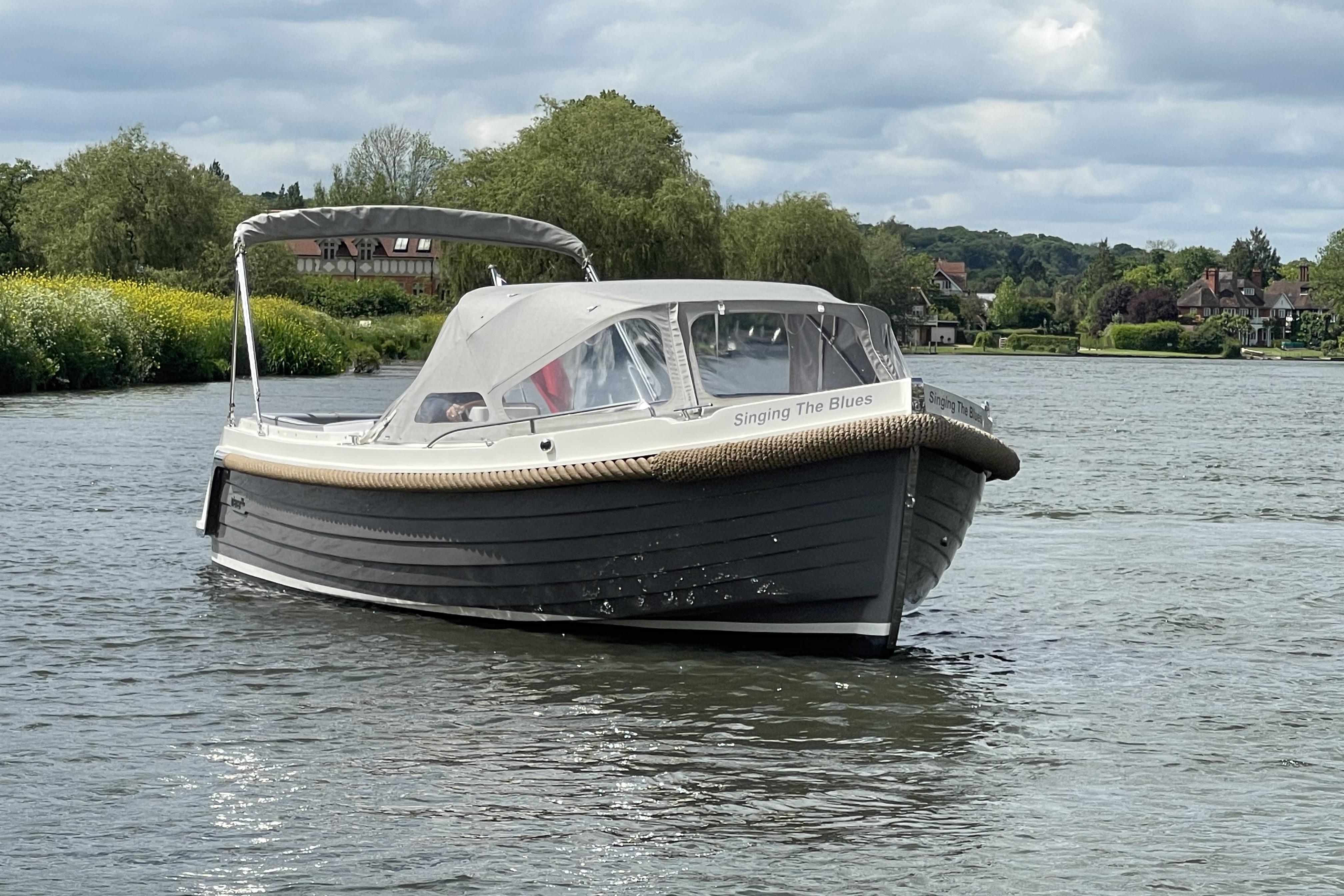 Interboat Intender 820 | 2021 | 8m - Berkshire | Boatshop24