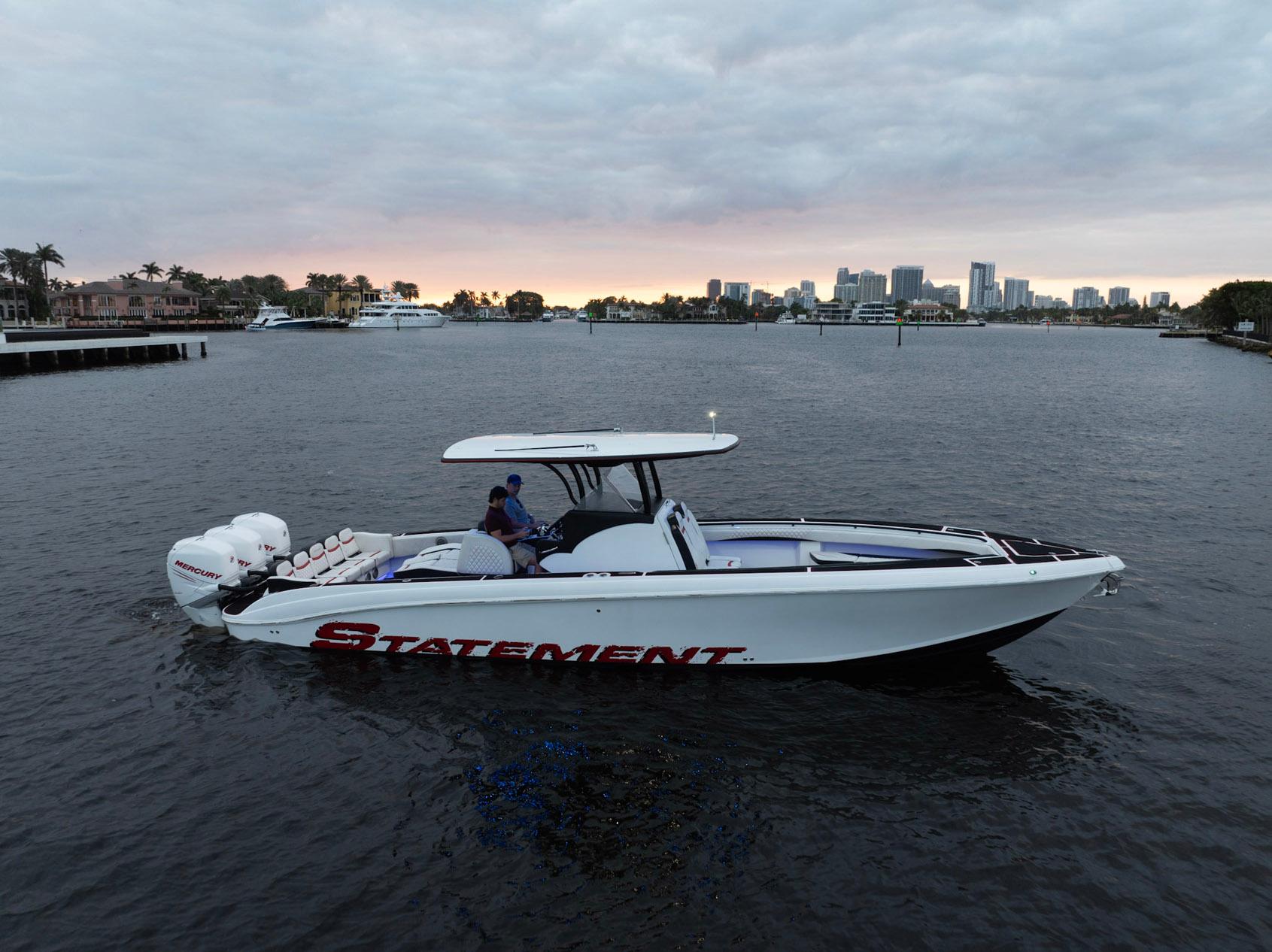 Used Statement 380 Open in Florida - iNautia