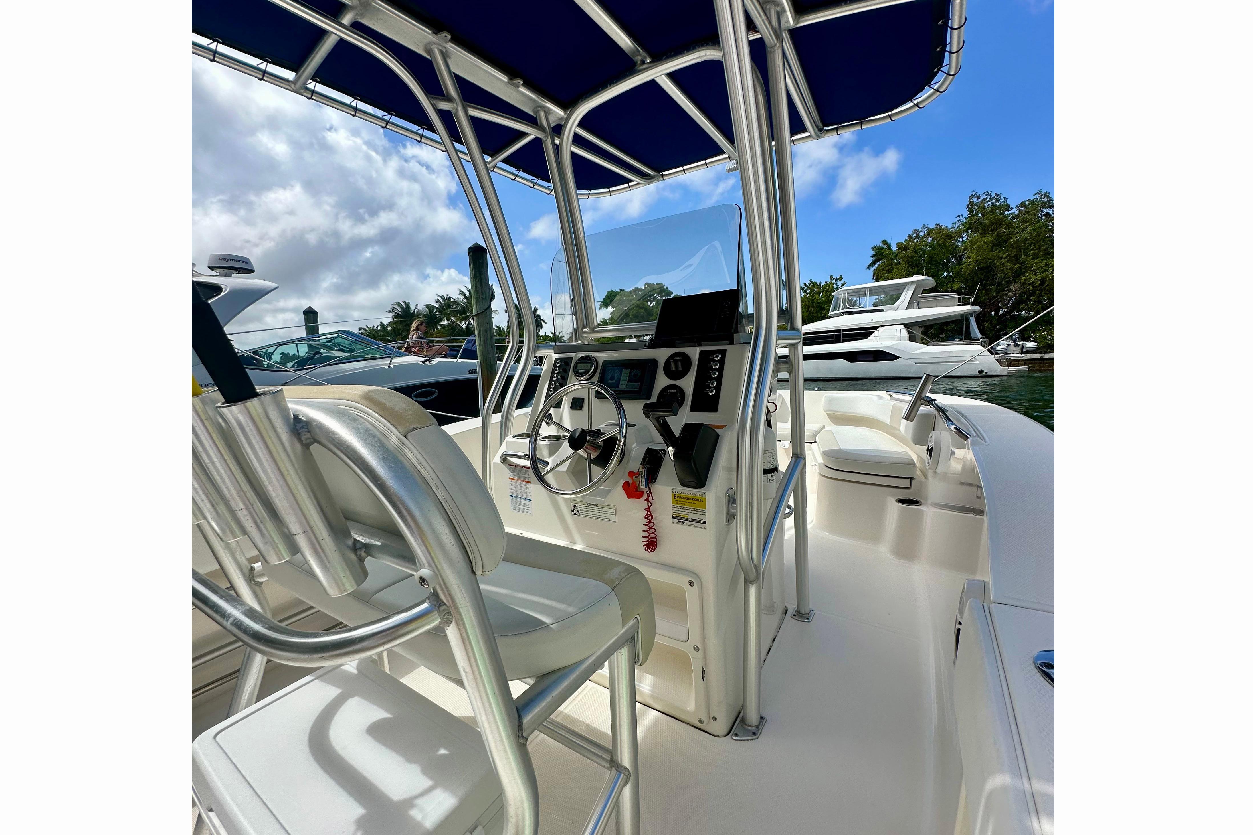 Used Robalo R200 Center Console in Florida - iNautia