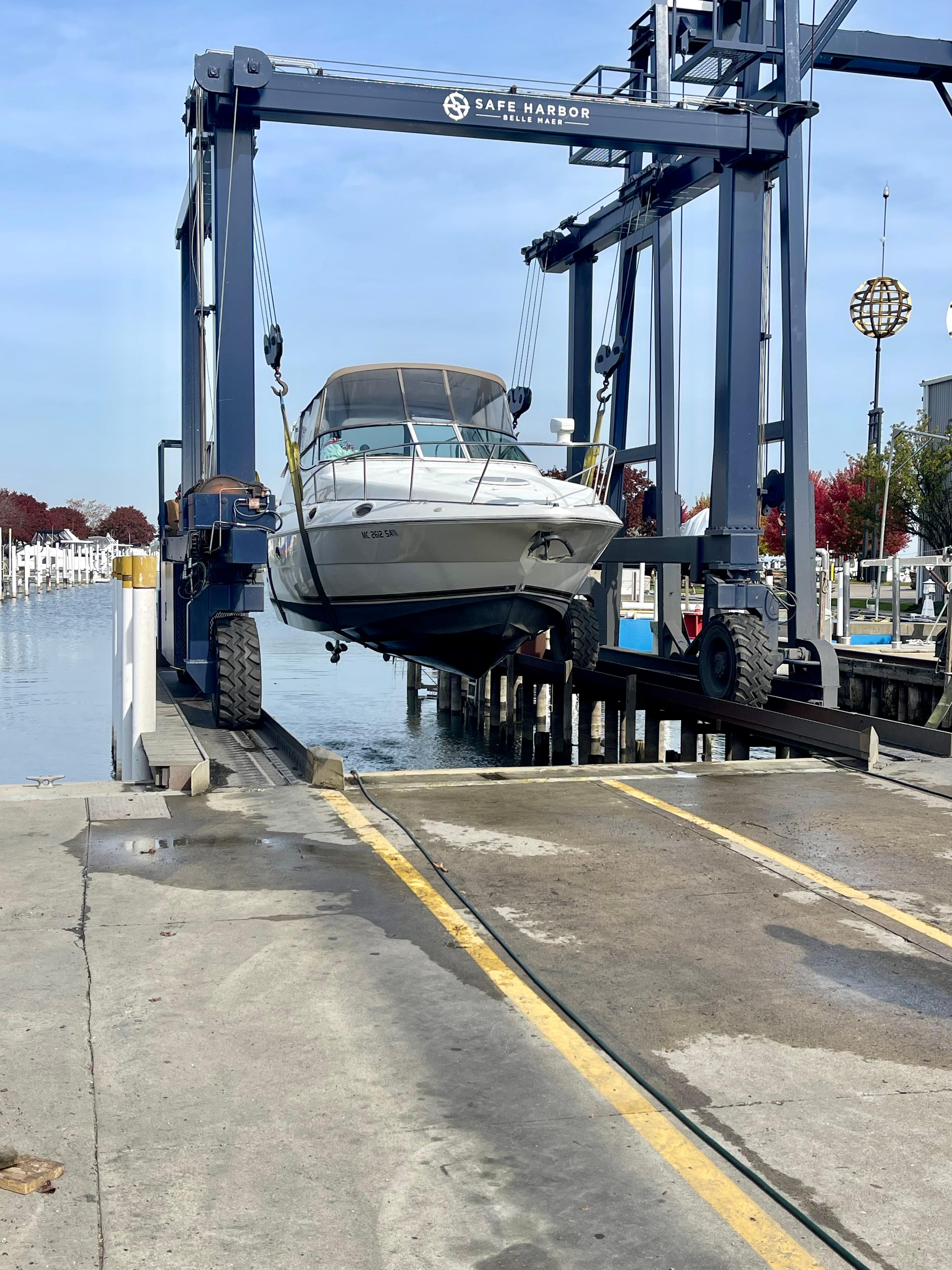 2001 Cruisers Yachts 3075 Express Cruiser for sale - YachtWorld