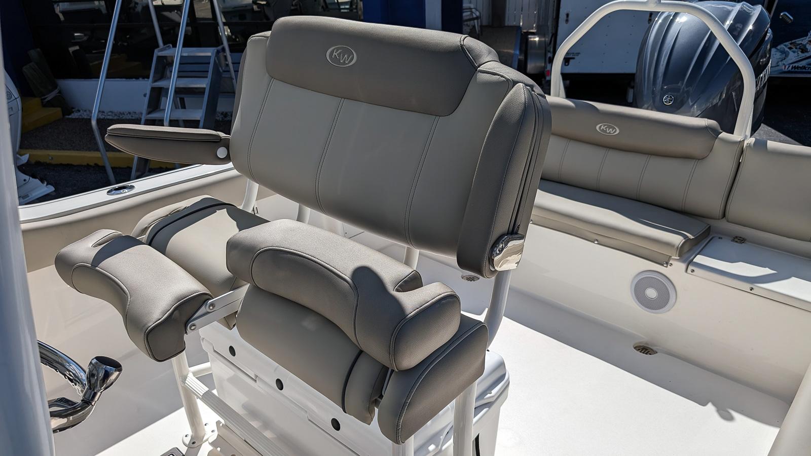 2024 Key West 239 FS Center Console Boote Kaufen - YachtWorld