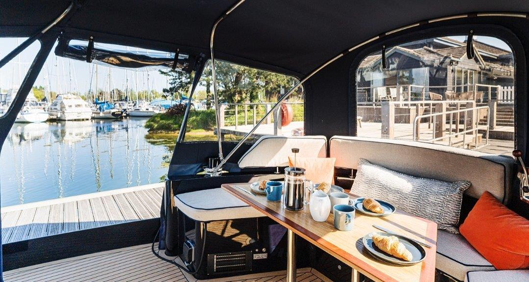 2019 Custom Widebeam Sheffield Keel Husbåt till salu- YachtWorld