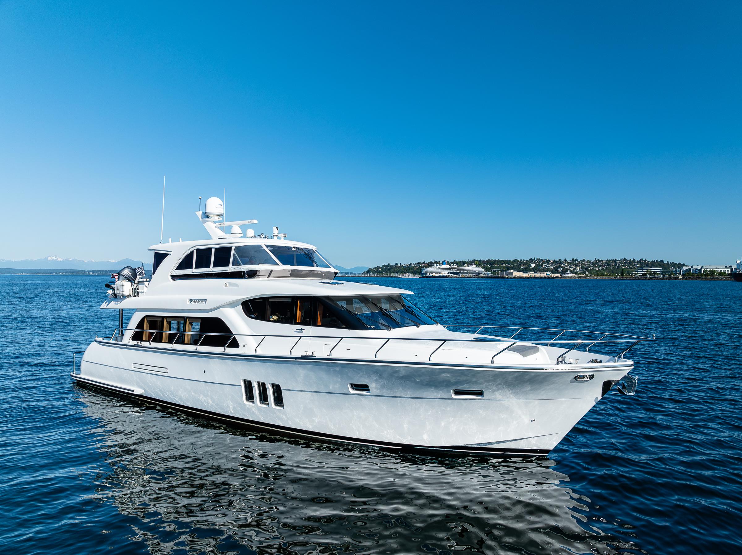 Used 2017 Regency P65 - Washington | TopBoats