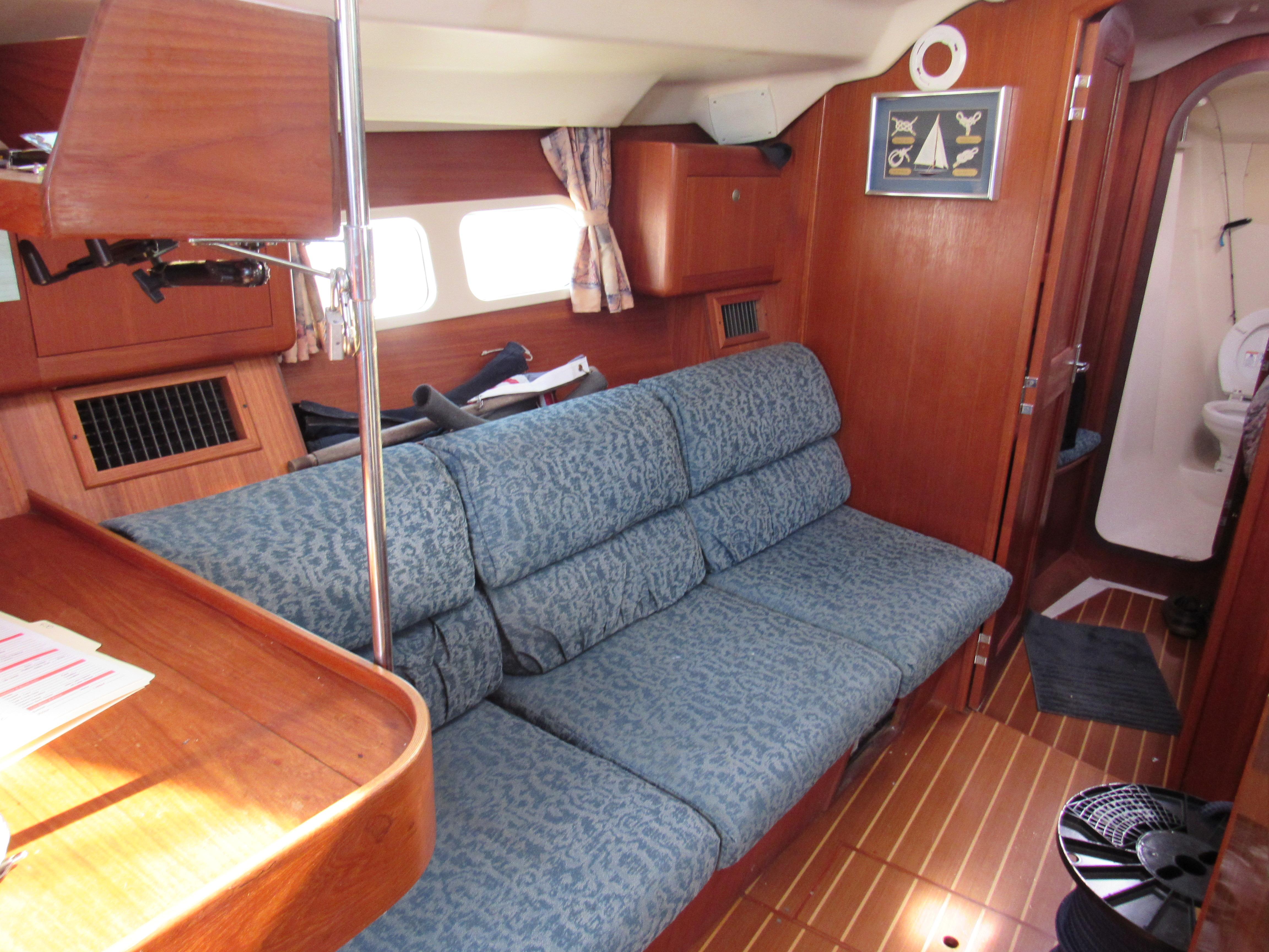 2000 Hunter 410 Sloop for sale - YachtWorld