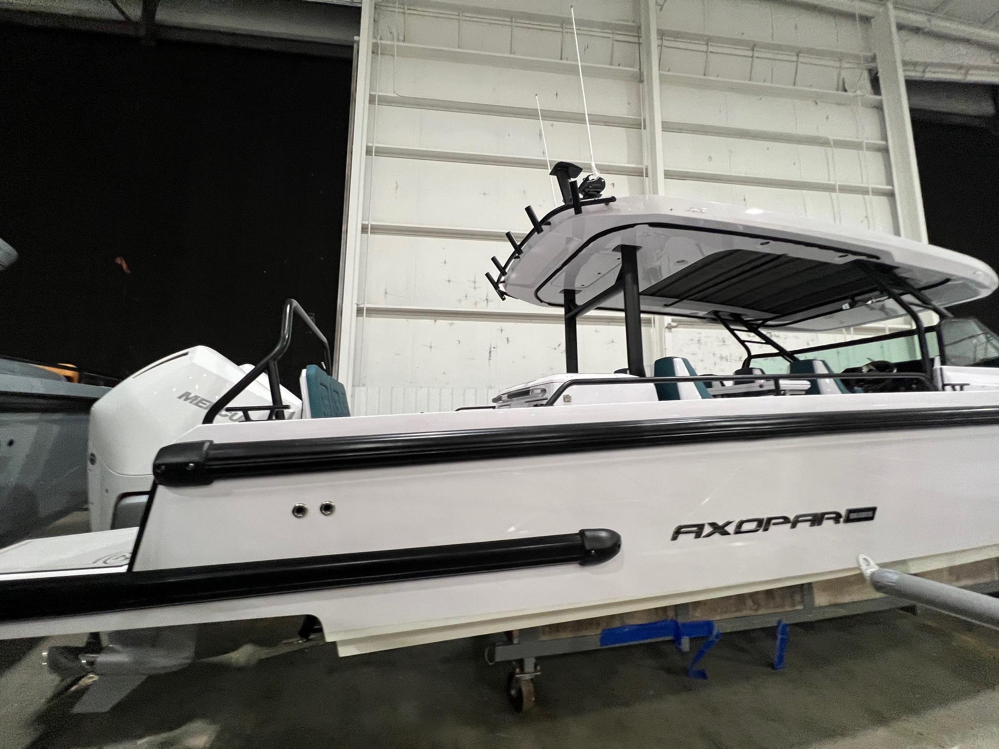 2022 Axopar 37 Sun Top Center Console for sale - YachtWorld