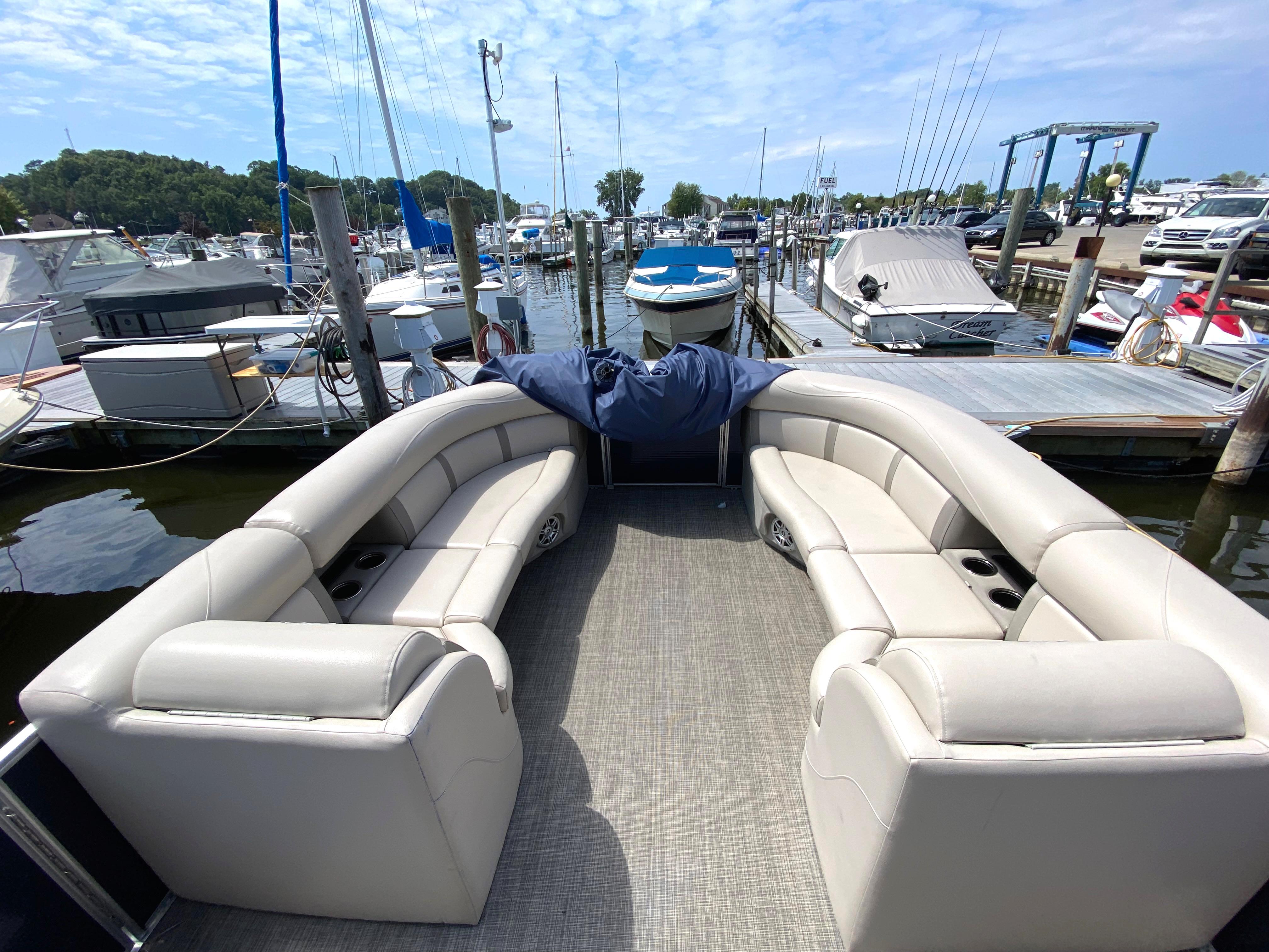 2017 Harris Cruiser 240 Bateaux ponton à vendre - YachtWorld