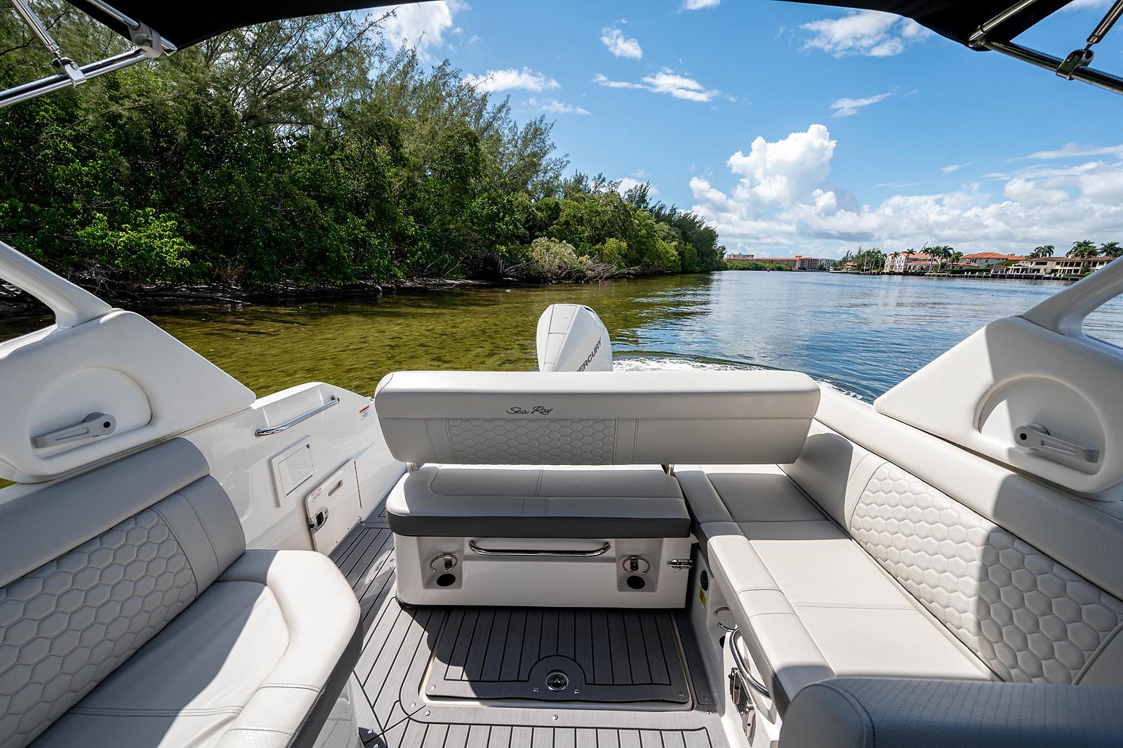 2021 Sea Ray 25 SDX Runabout for sale - YachtWorld