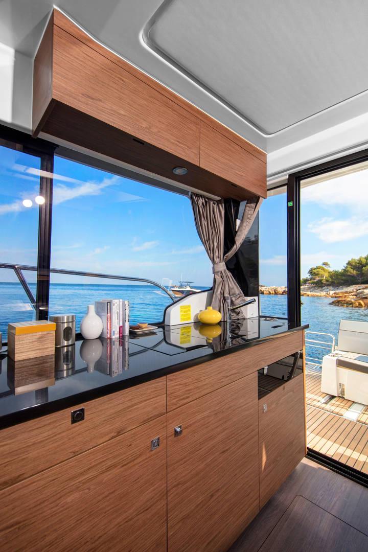 2021 Jeanneau NC 1095 Fly Flybridge for sale - YachtWorld