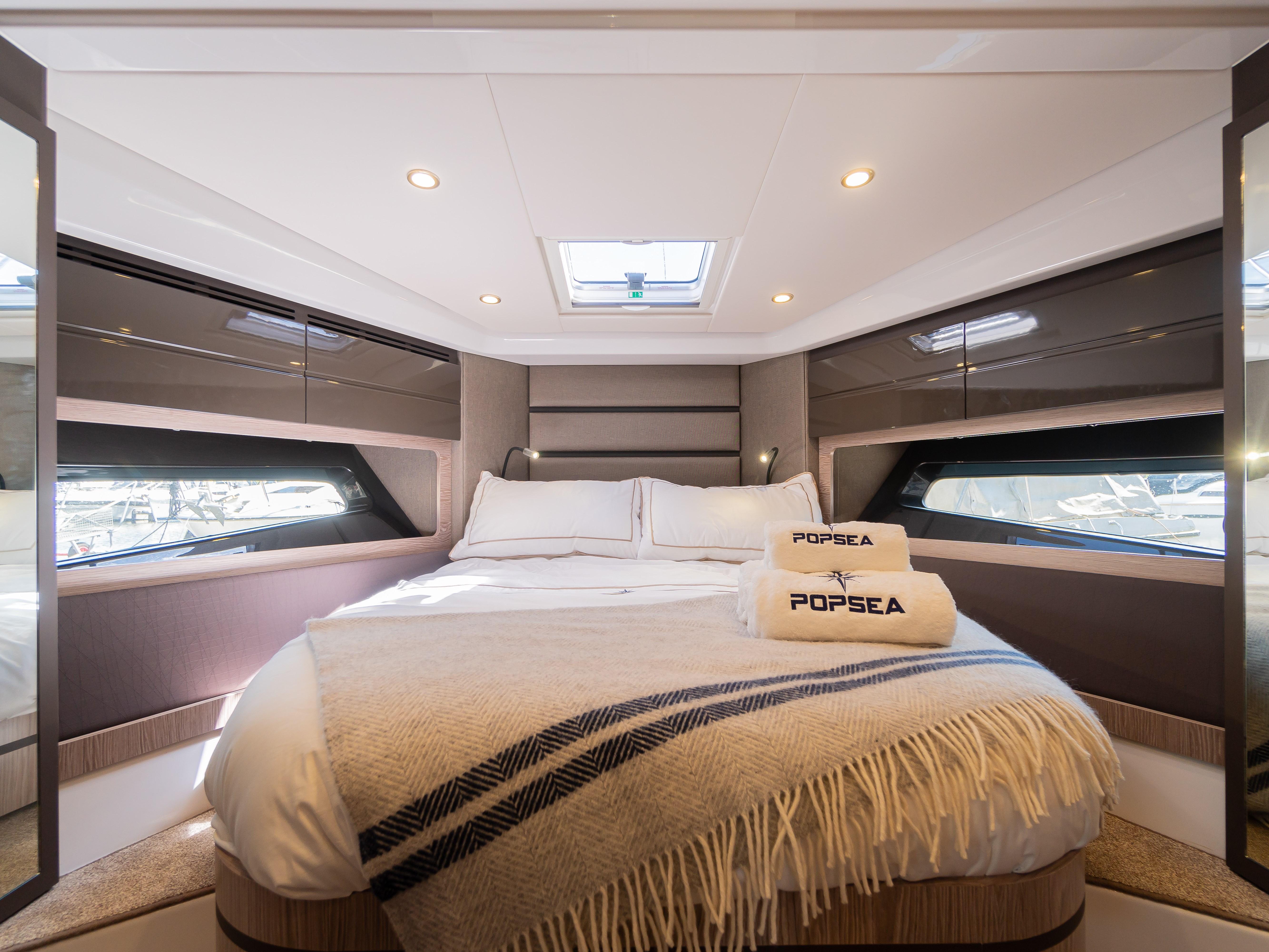 2019 Azimut Atlantis 43 Cruiser for sale - YachtWorld