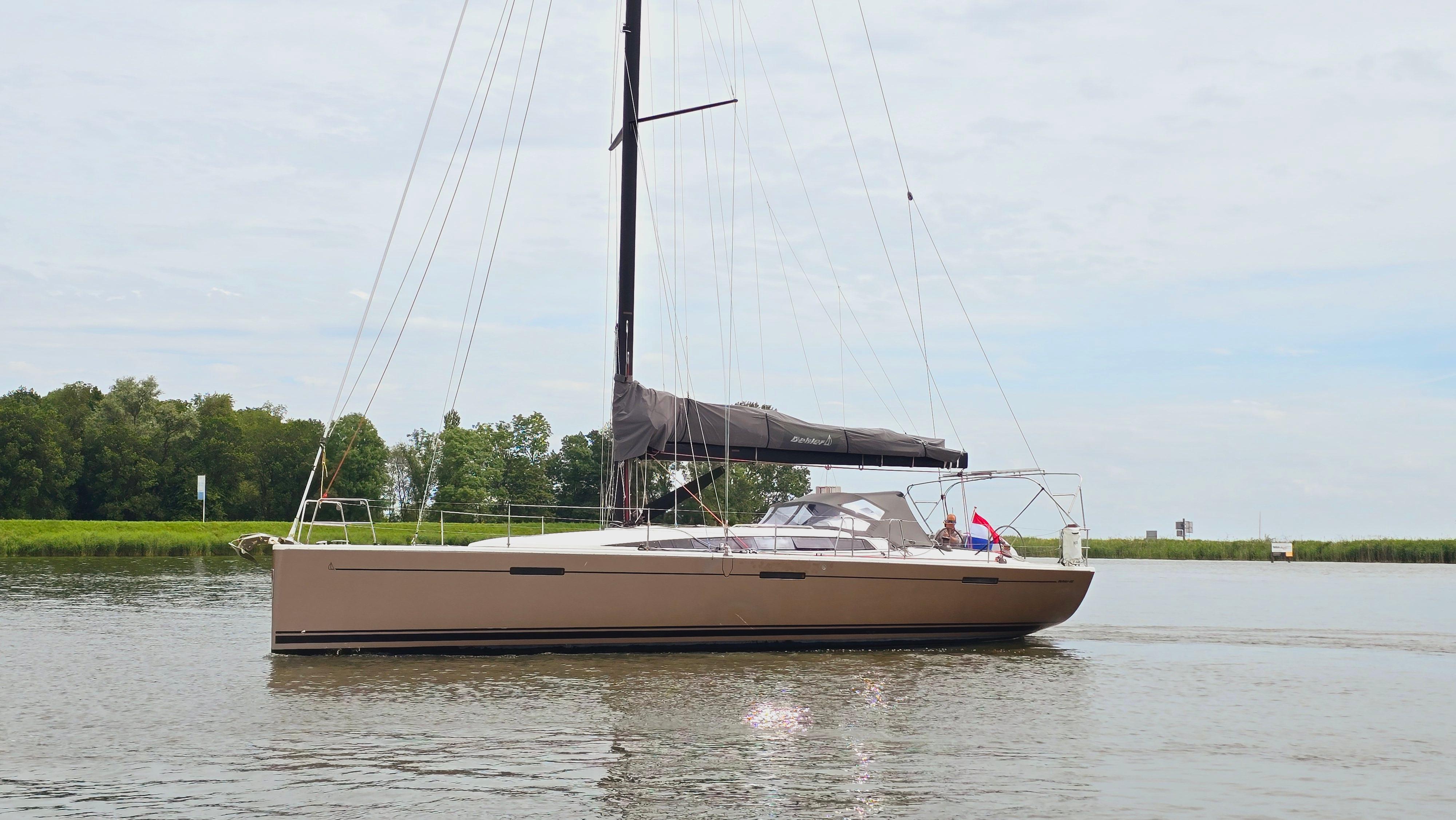 2015 Dehler 46 Competition Racer/Cruiser for sale - YachtWorld