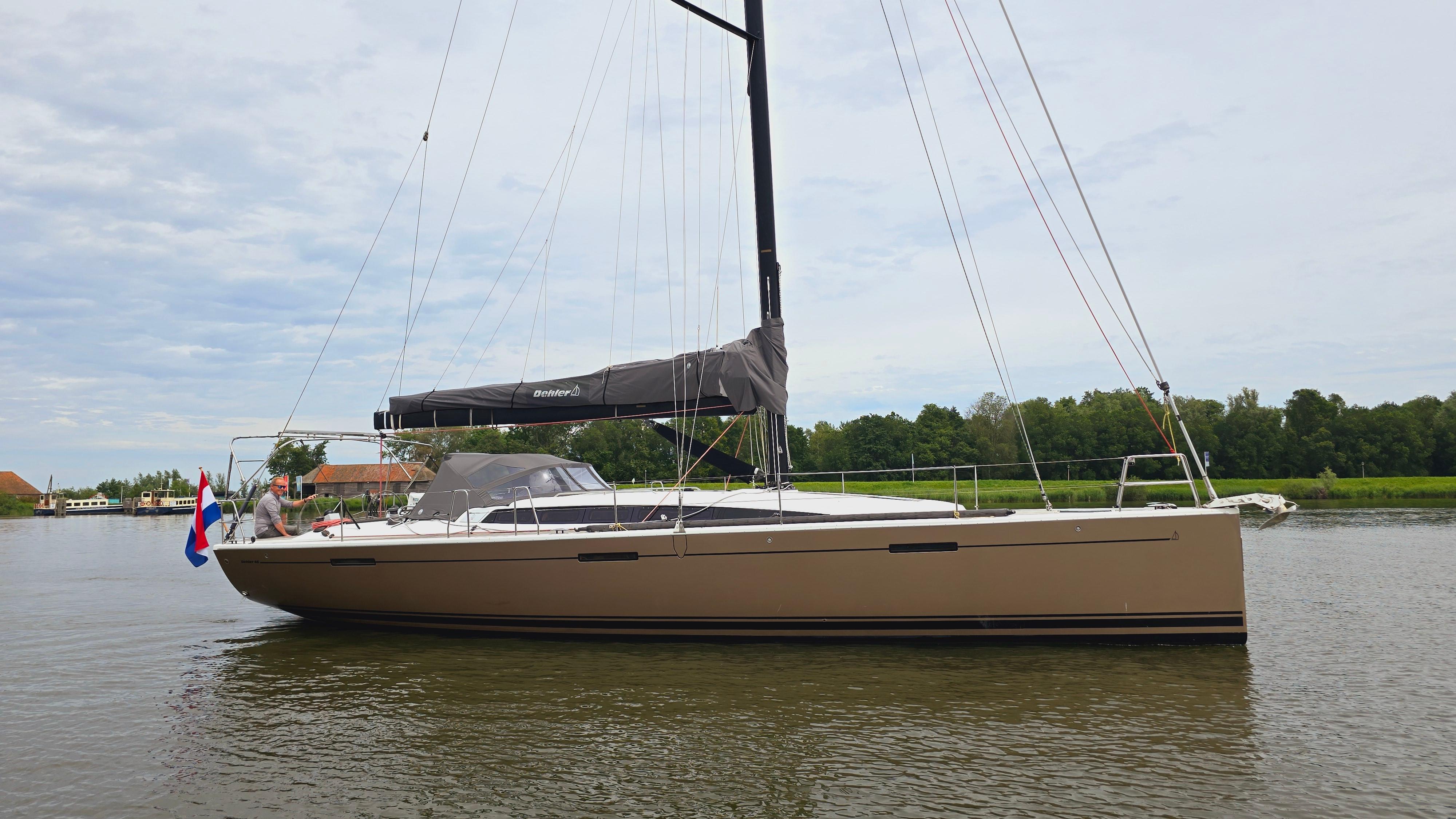 2015 Dehler 46 Competition Racer/Cruiser for sale - YachtWorld