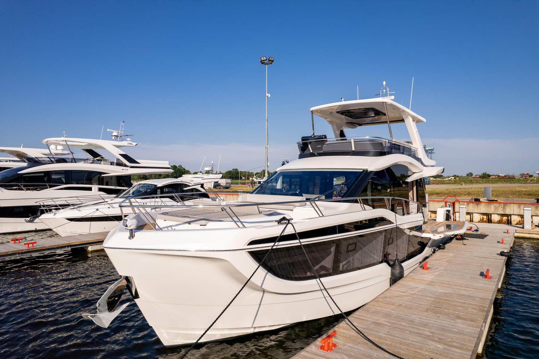 2024 Galeon 560 Fly Flybridge Boot Kaufen - YachtWorld