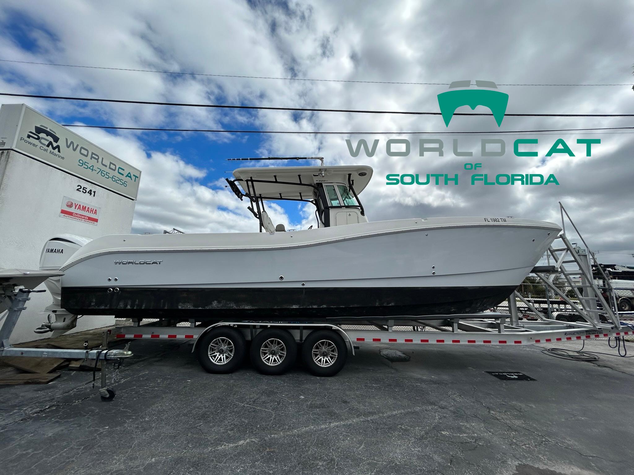 2023 World Cat 325 CC Power Catamaran for sale - YachtWorld