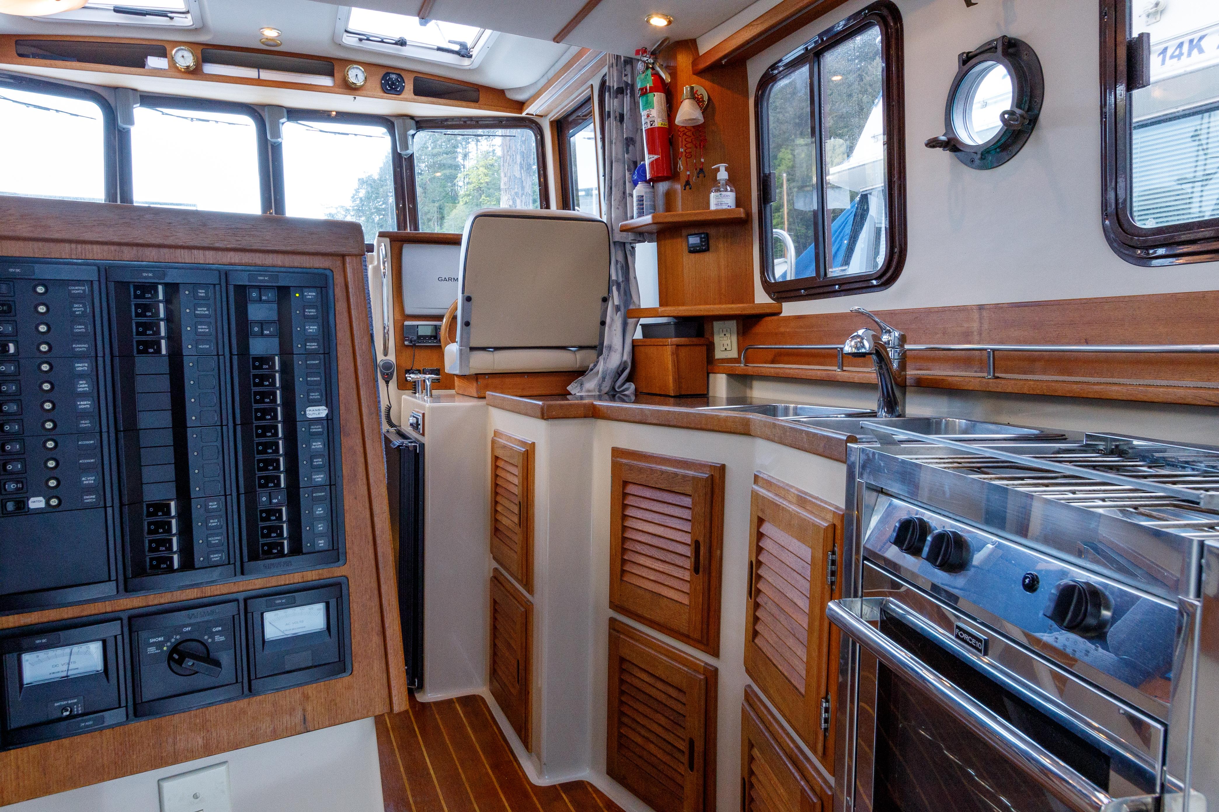 2010 Ranger Tugs R-29 Sedan Luxury Edition Trawler for sale - YachtWorld