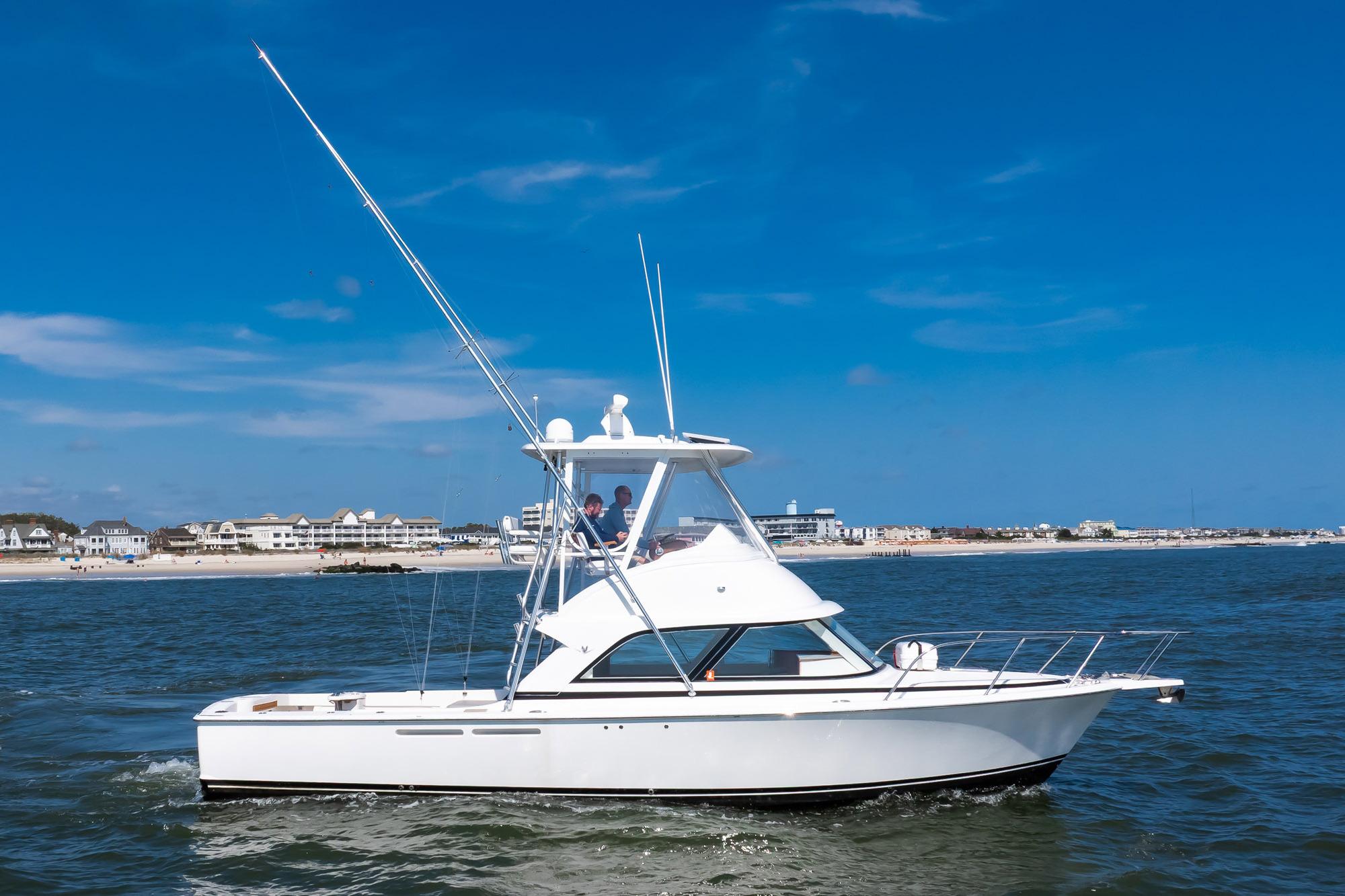 2018 Bertram 35 Flybridge Sportfish Flybridge for sale - YachtWorld