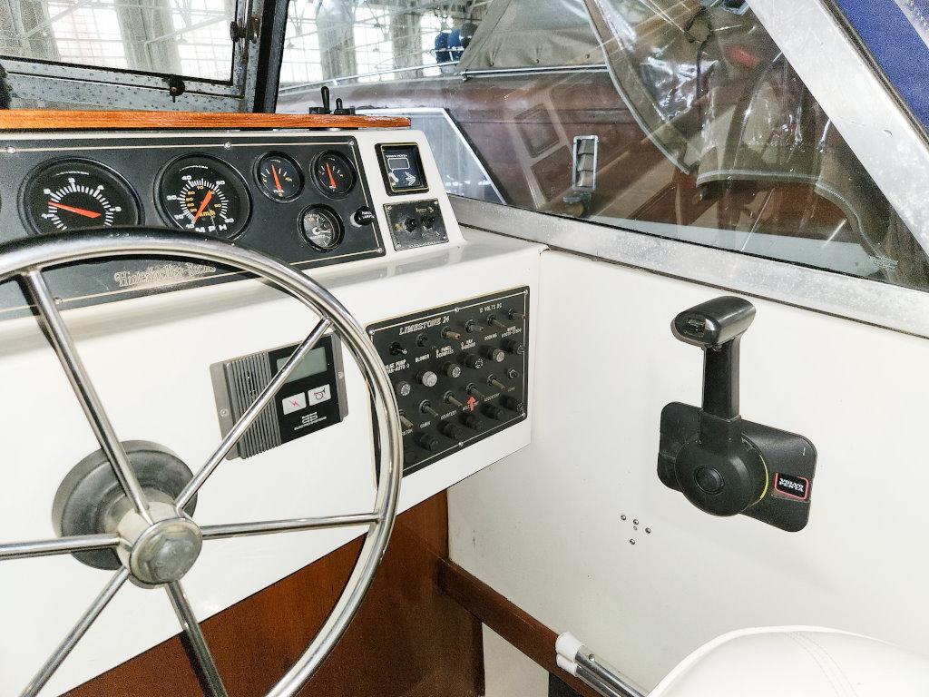1987 Limestone 24 Express Cruiser with Trailer Cruiser for sale ...
