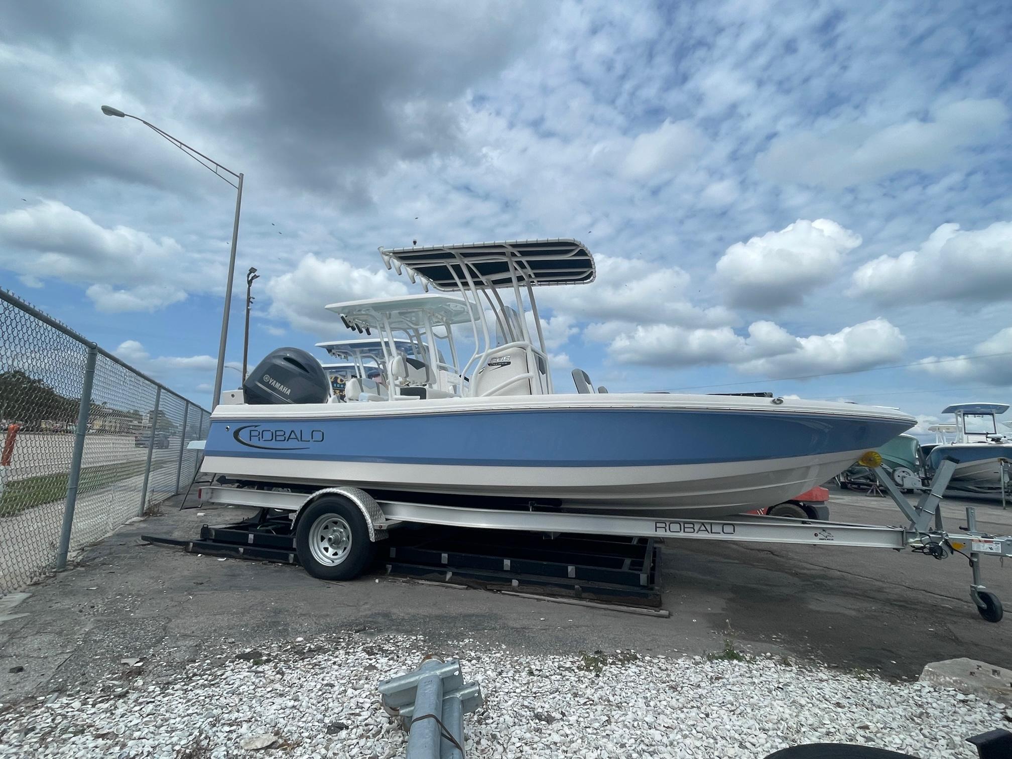 2023 Robalo 206 Cayman Bay for sale - YachtWorld