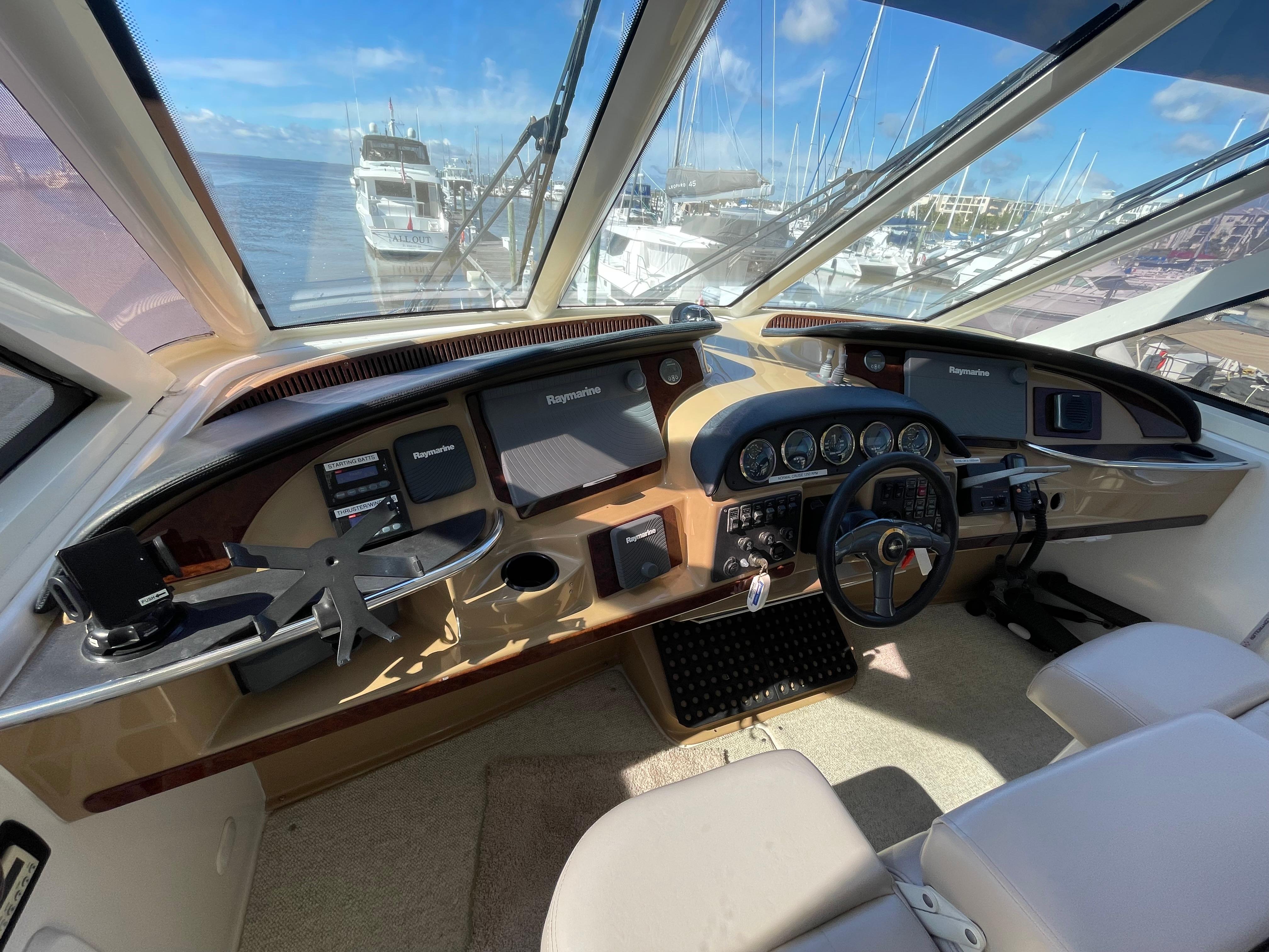 2001 Carver 506 Motor Yacht Motor Yachts for sale - YachtWorld