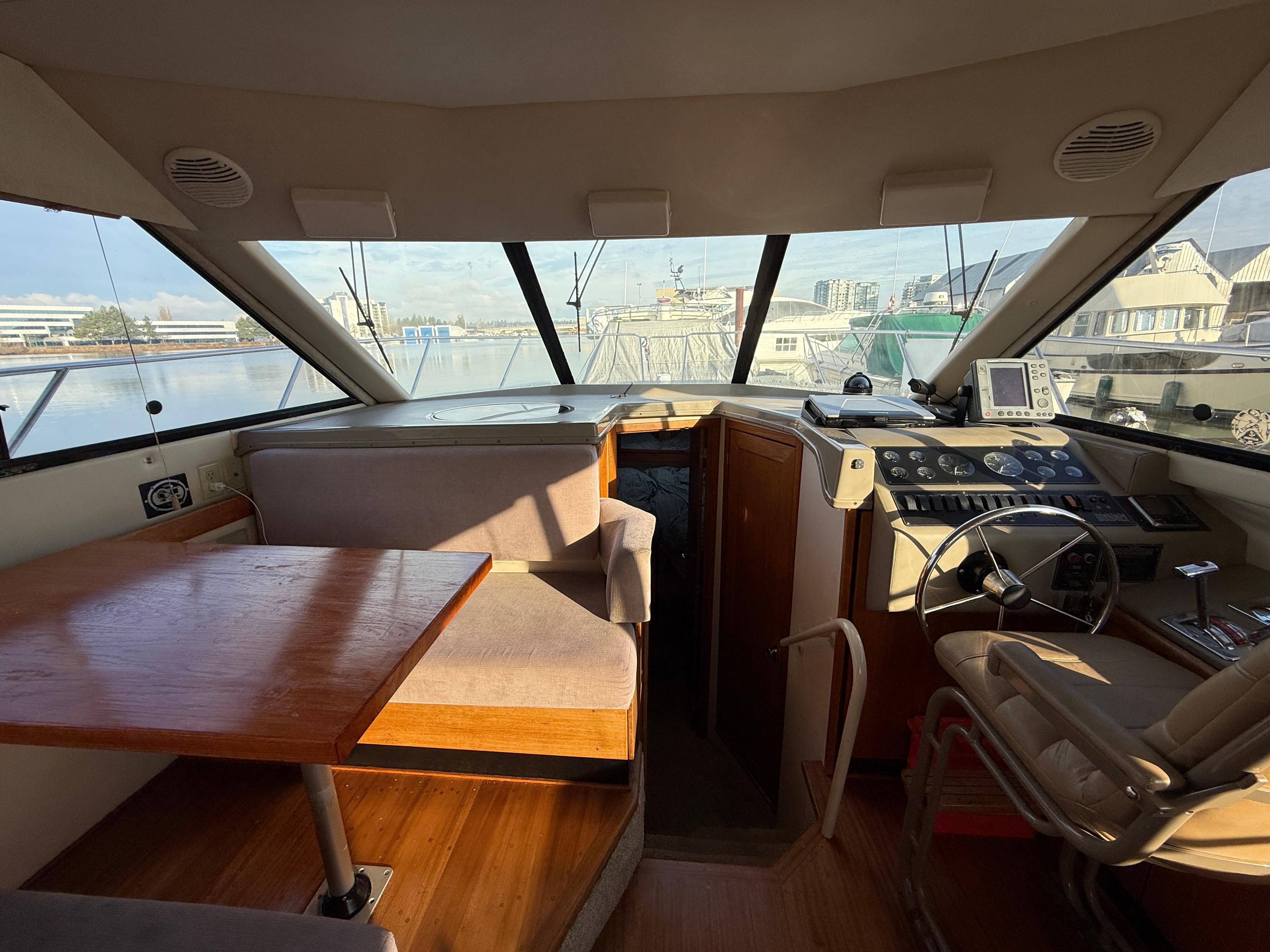 1998 Bayliner 4087 Aft Cabin Motoryacht Motor Yachts for sale - YachtWorld