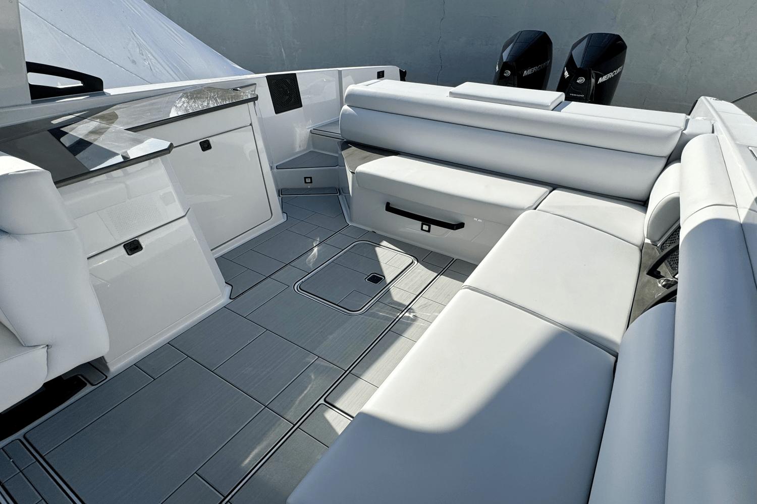 2024 Aviara AV32 Outboard Motoscafi veloci in vendita- YachtWorld