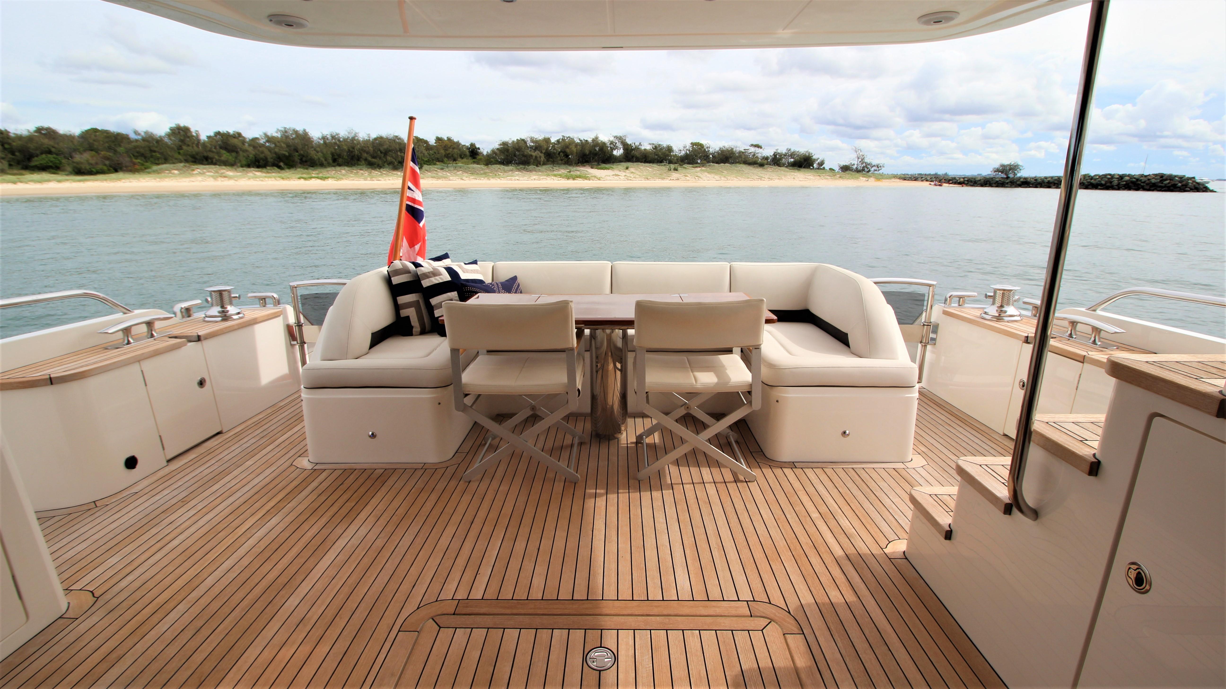 2014 Princess Flybridge 72 Motor Yacht Yachts à moteur à vendre ...