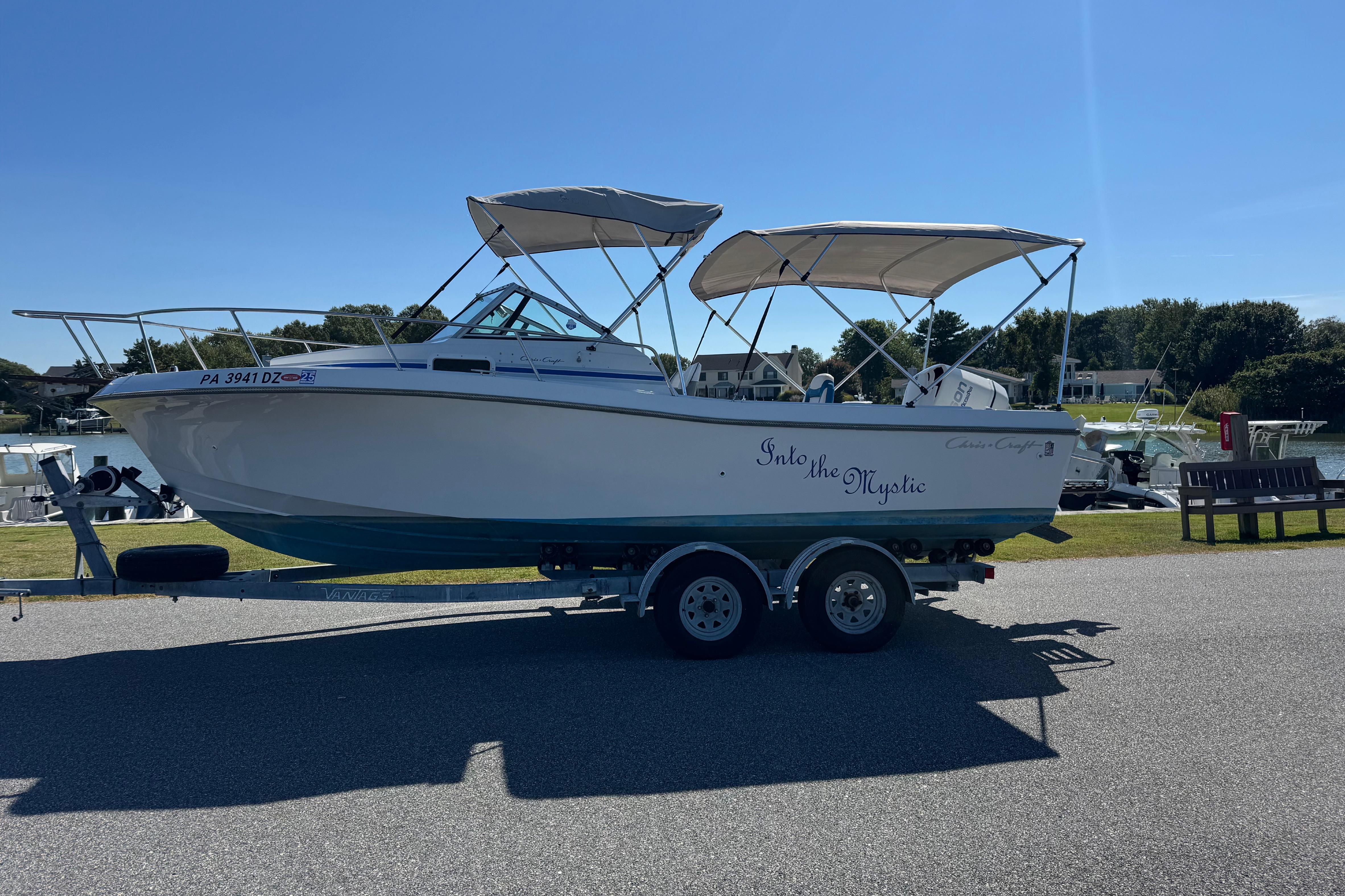 1988 Chris-Craft 215 Sea Hawk Walkaround Kaufen - YachtWorld