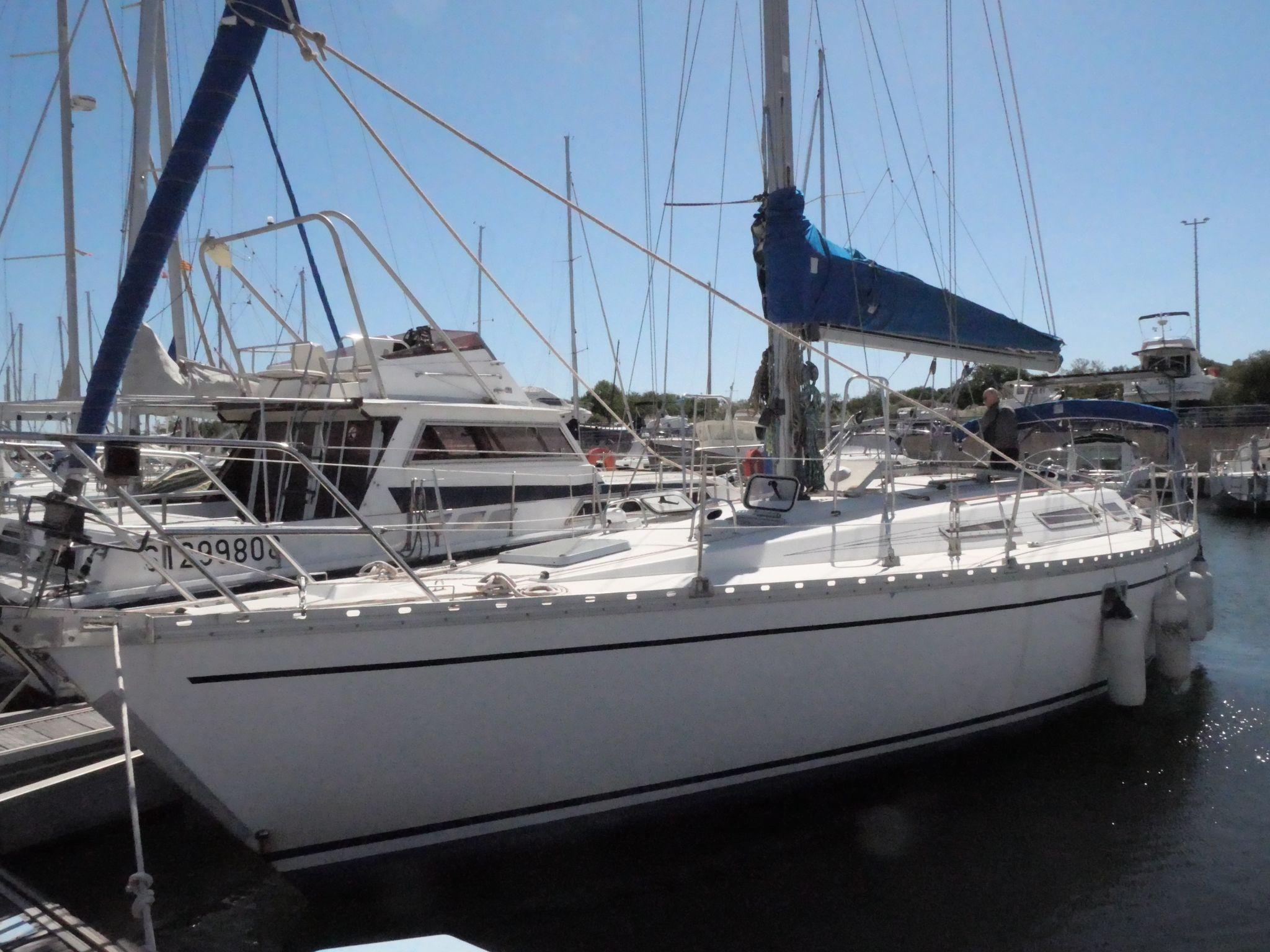 1988 Jeanneau Sun Legende 41 Cruiser for sale - YachtWorld