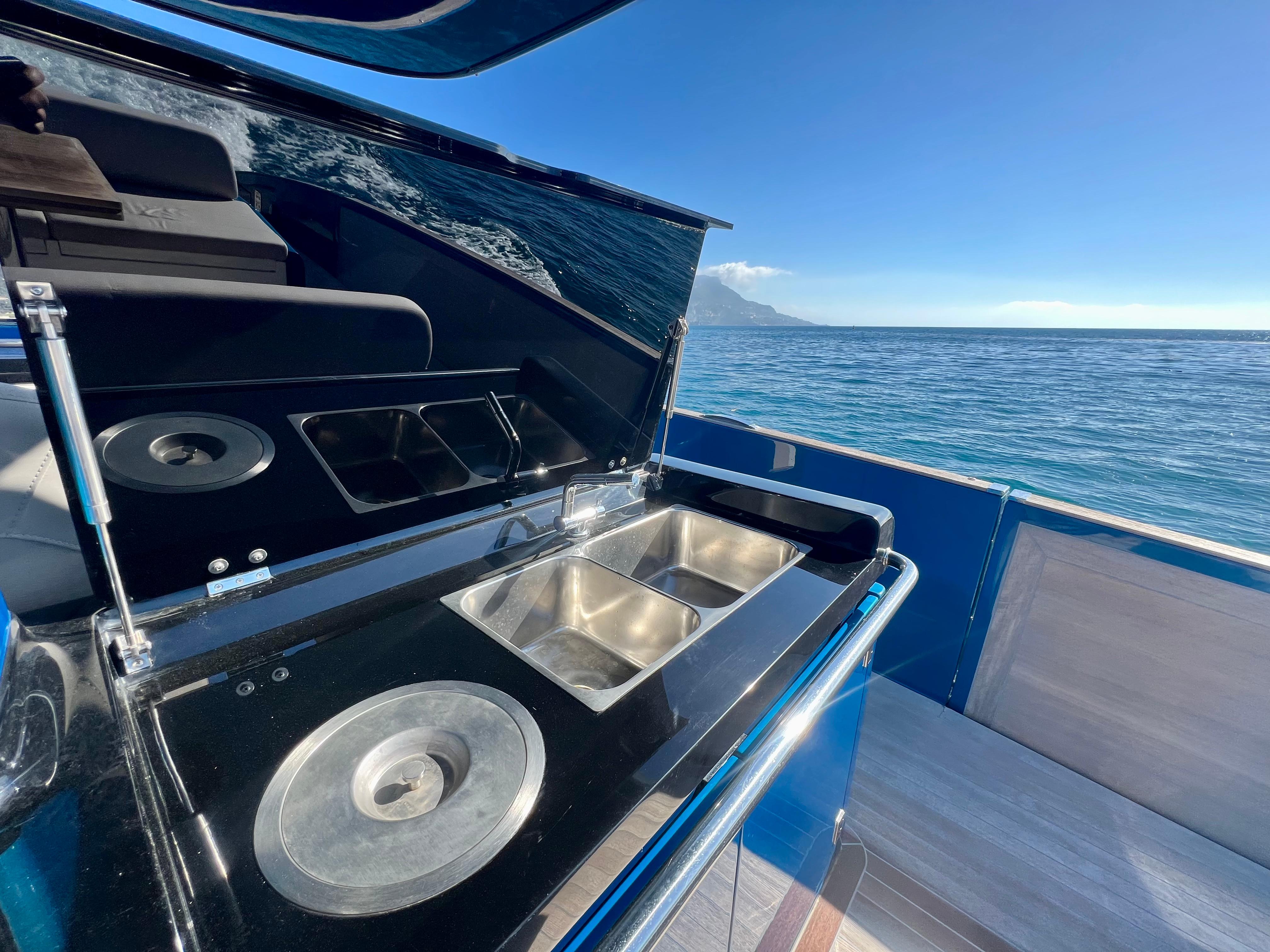 2021 Solaris Power 48 OPEN Cruiser for sale - YachtWorld